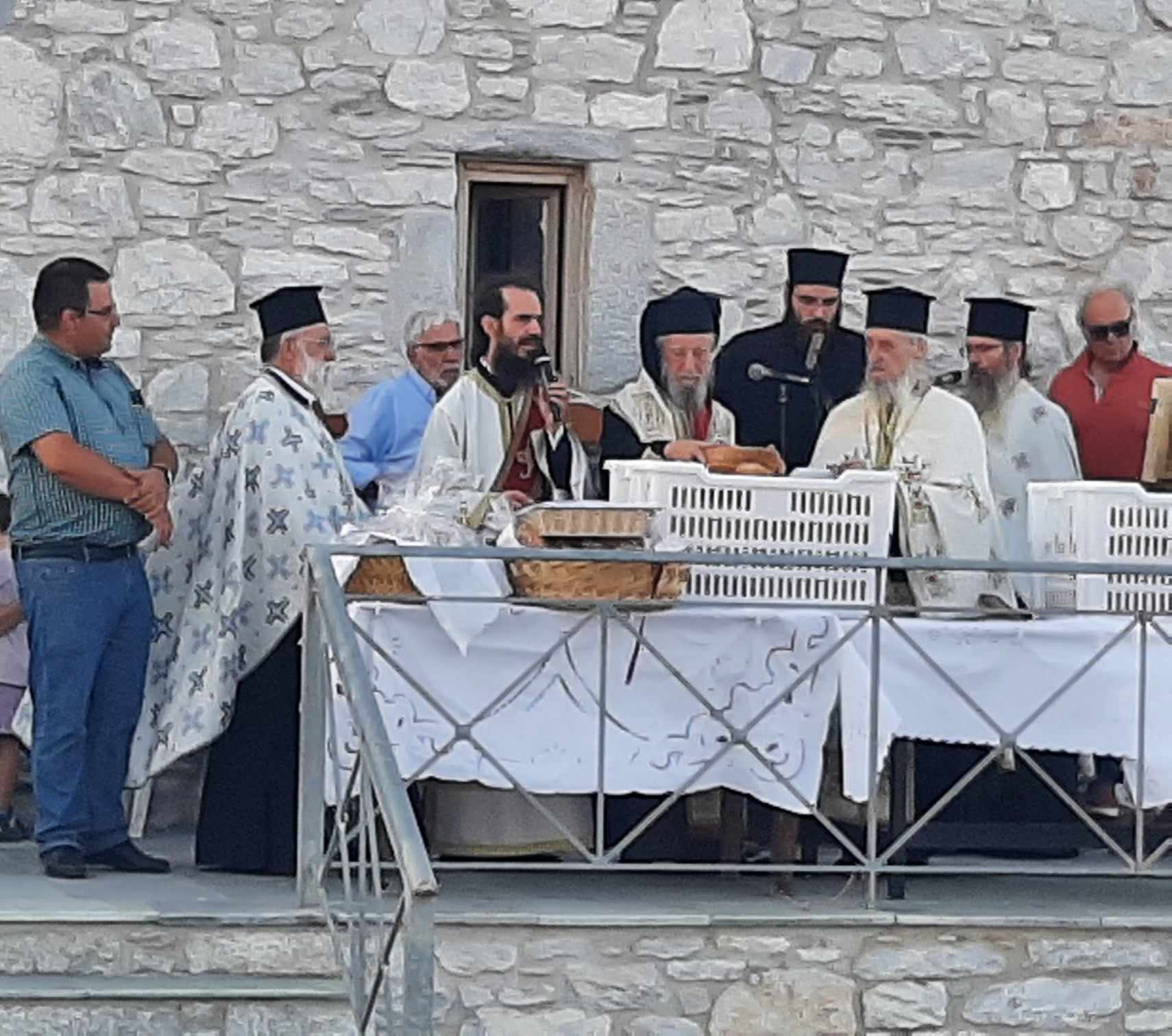 Πανηγυρικός Εσπερινός Προφήτη Ηλία στο Καλέντζι - Αλιβερίου - Ορθοδοξία ...