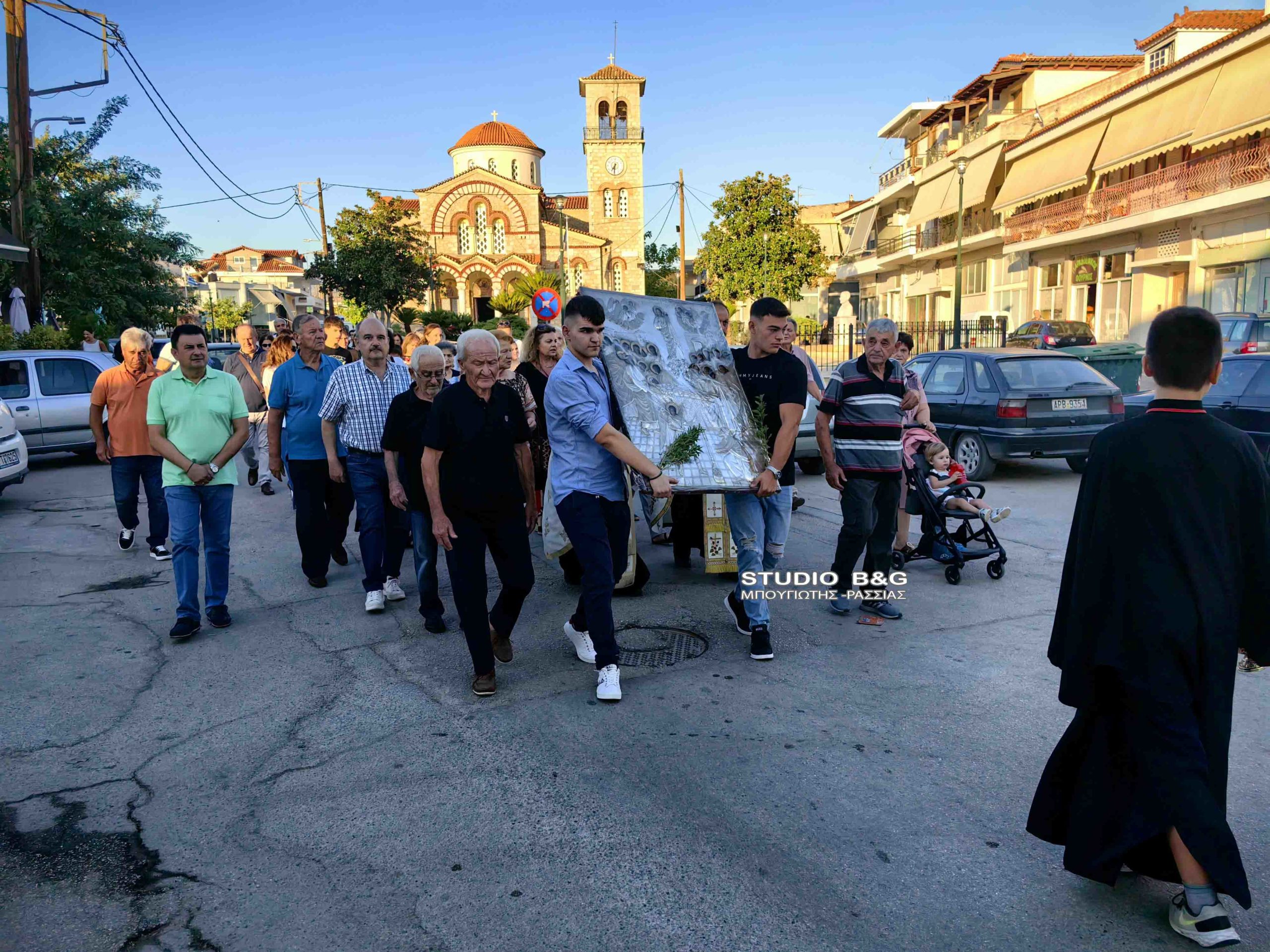 Τα Εγκώμια της Θεοτόκου στην Αγία Τριάδα (Μέρμπακα) Αργολίδας ...