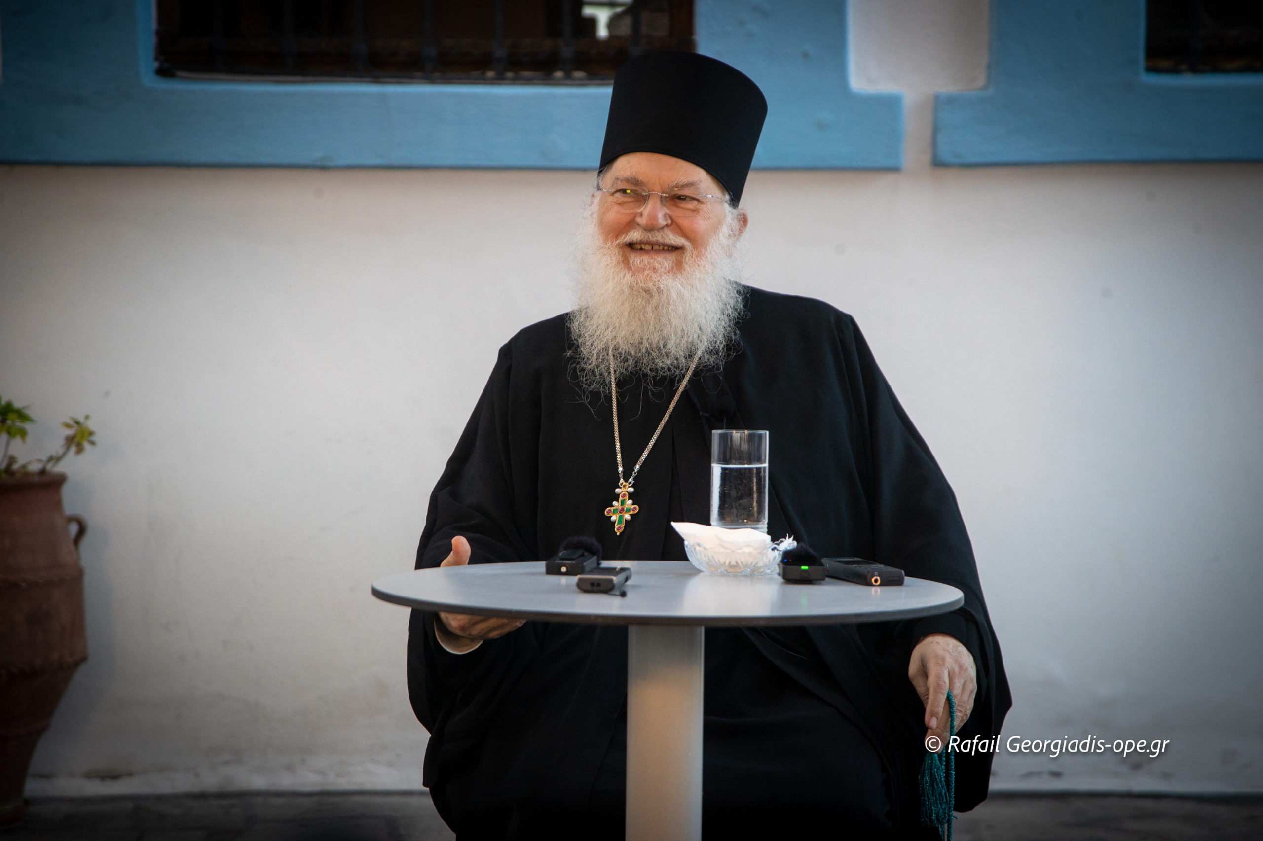 Η ομιλία του Γέροντα Εφραίμ Βατοπαιδινού στο Πόρτο Λάγος (ΗΧΗΤΙΚΟ ...