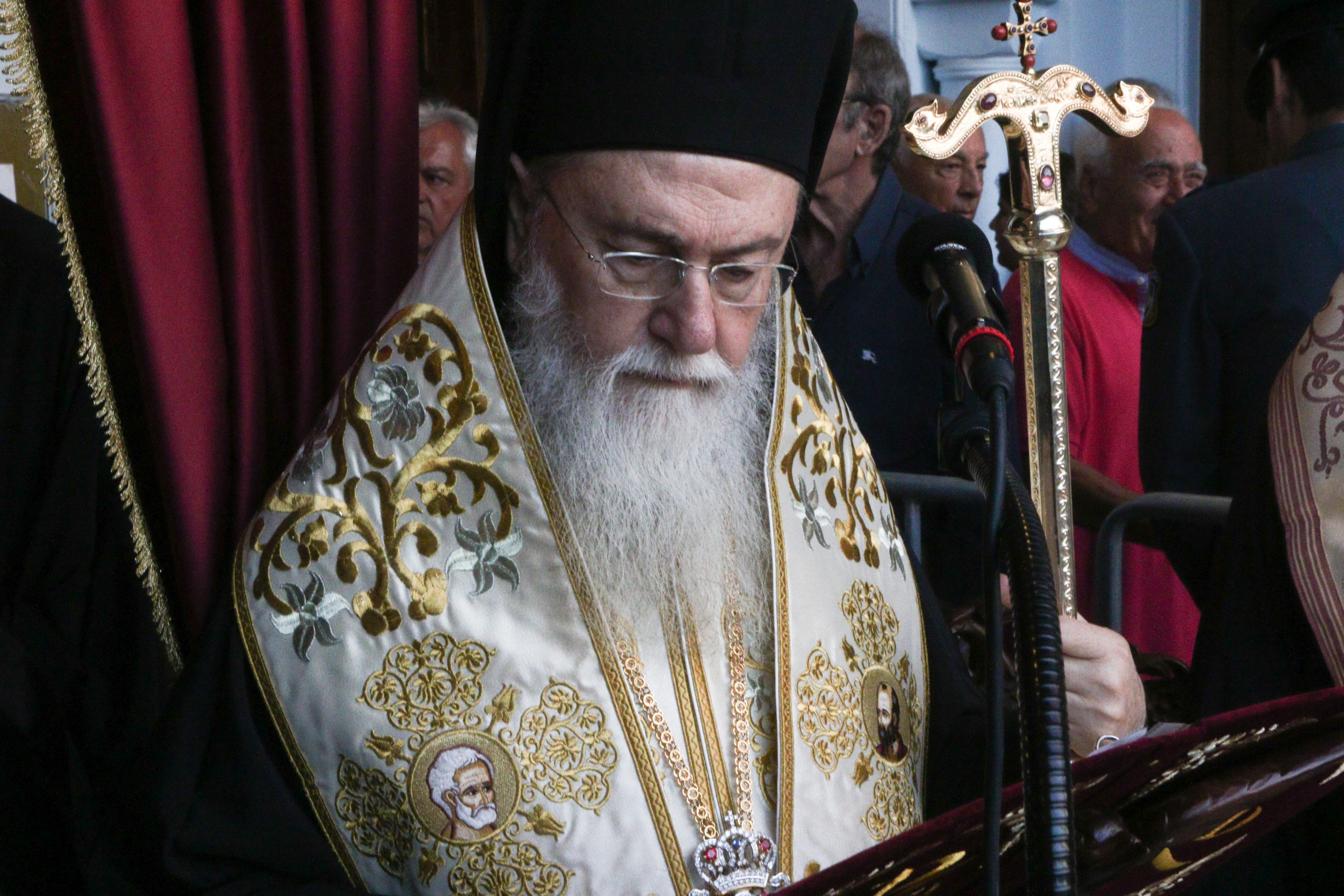 Στο εξωτερικό μεταβαίνει ο Μητροπολίτης Κορίνθου για να υποβληθεί σε ...