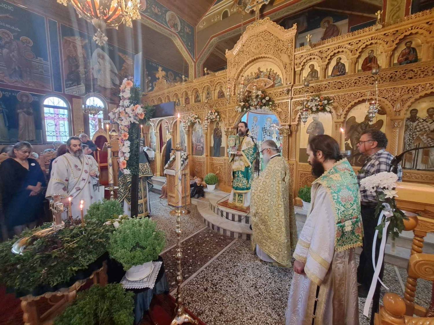 Η Εορτή της Υψώσεως του Τιμίου Σταυρού στην Καστοριά - Ορθοδοξία News ...