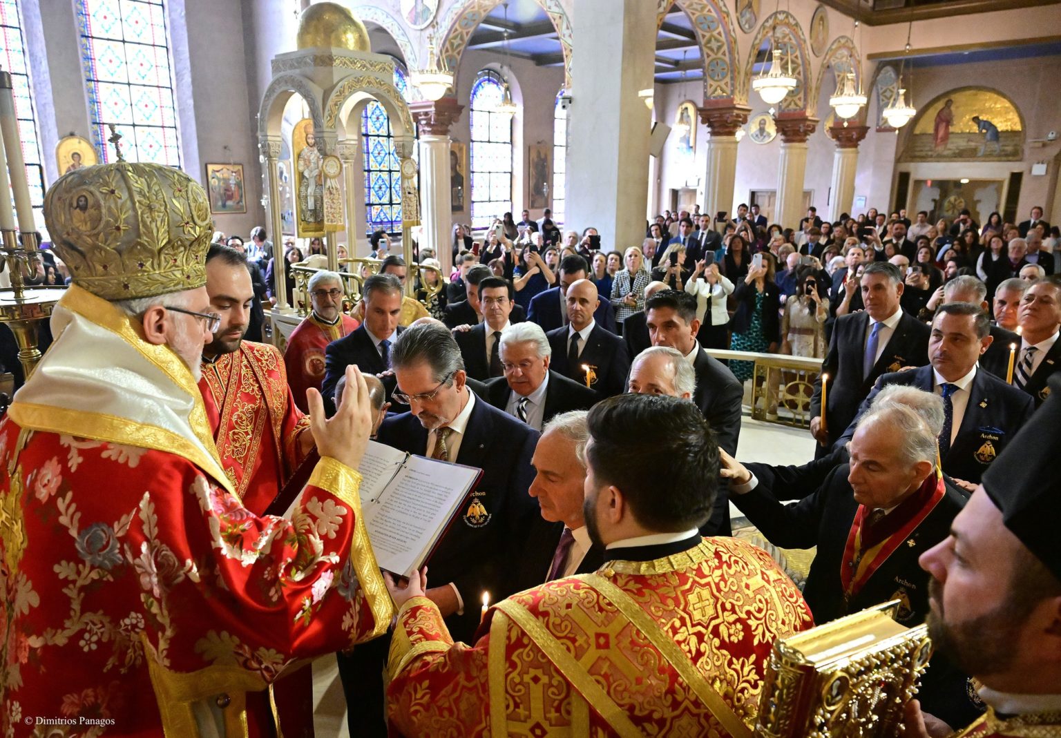 Ο Αρχιεπίσκοπος Αμερικής χειροθέτησε νέους Άρχοντες του Οικουμενικού ...