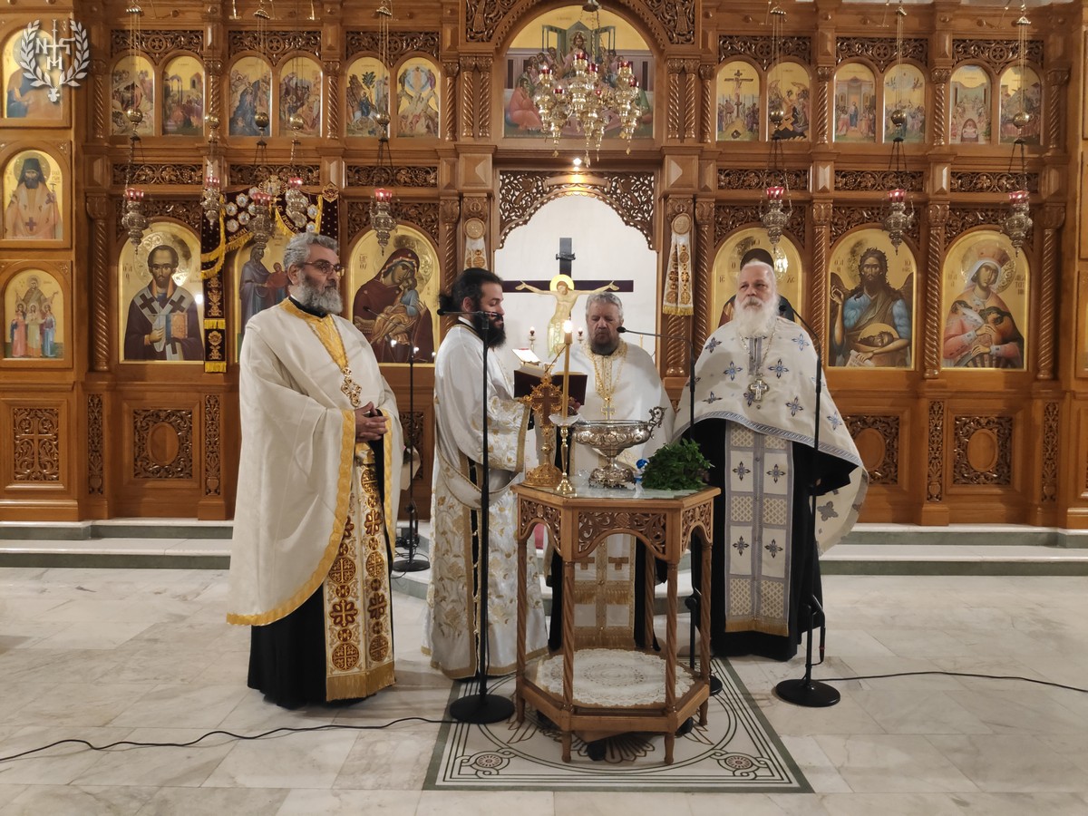 Αναχώρηση Λειψάνου Αγίας Άννας από τον Ι.Ν. Αγίων Θεοπατόρων Ιωακείμ ...