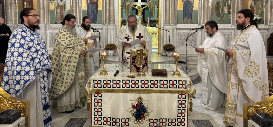 Η αρχαιοπρεπής Θεία Λειτουργία του Αγίου Ιακώβου του Αδελφοθέου στη ...