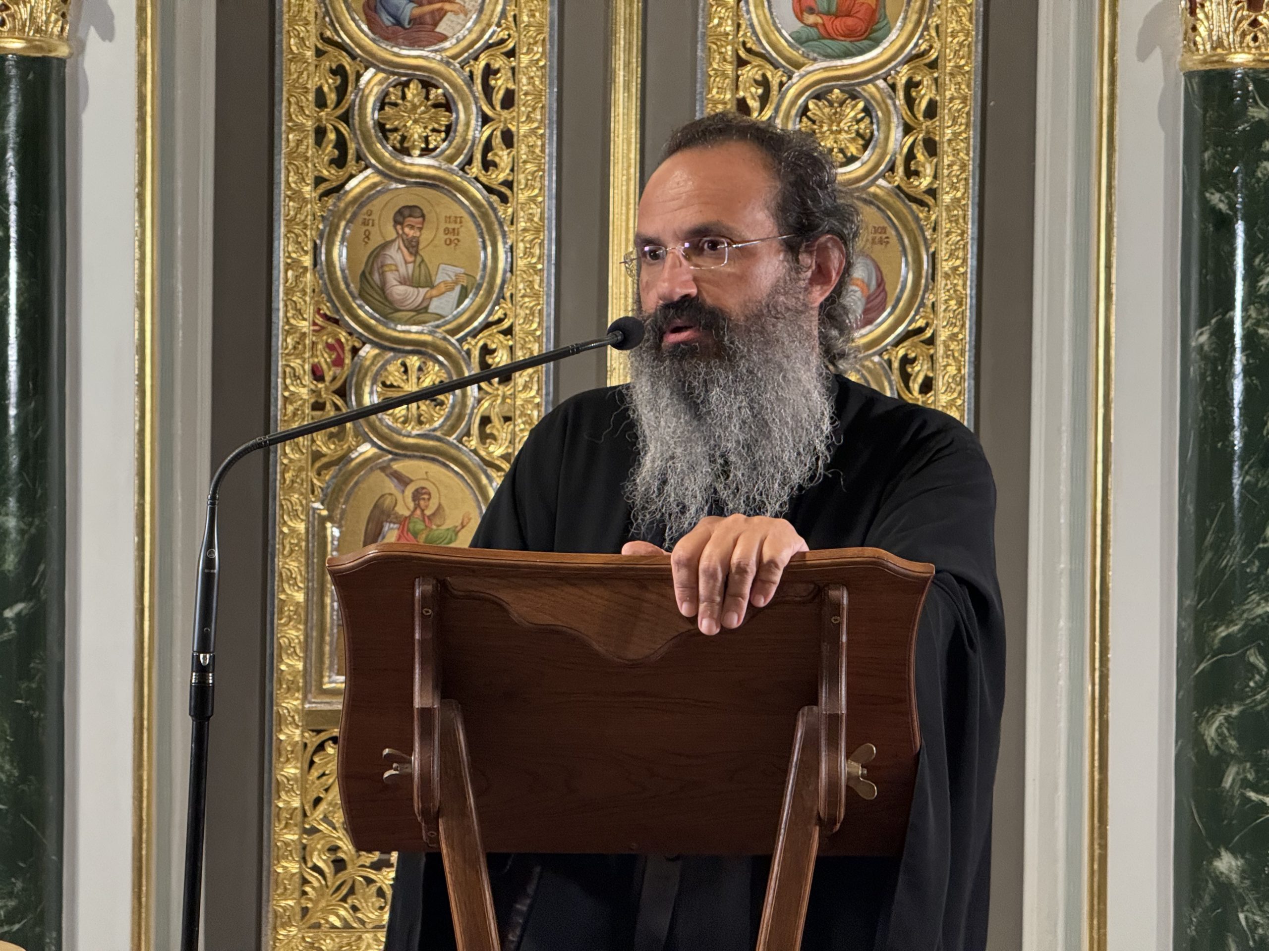 π. Σπυρίδων Βασιλάκος: «Όποιος θέλει δεν πεθαίνει...» - Ορθοδοξία News ...
