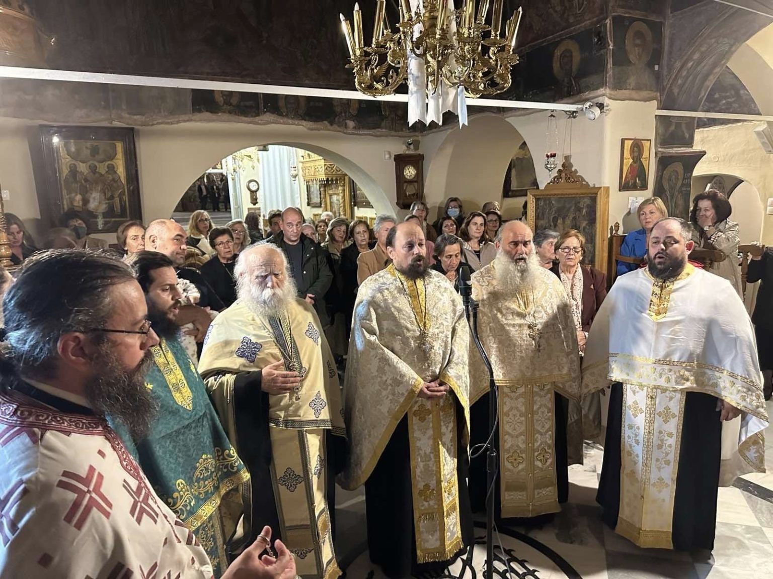 Εορτασμός Αγίων Αναργύρων στην ομώνυμη Μονή στην Ερμιόνη - Ορθοδοξία ...
