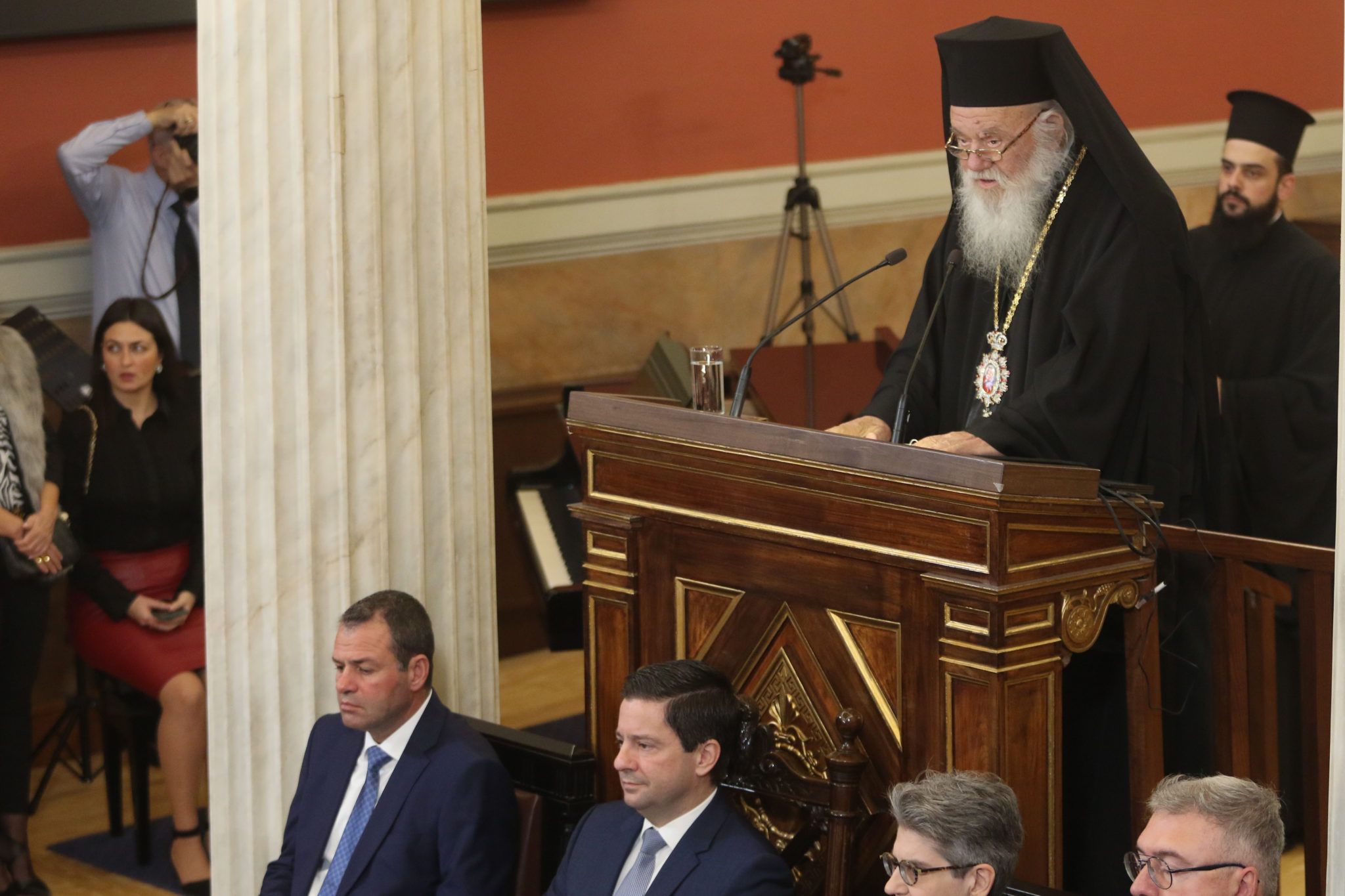 Αρχιεπίσκοπος: Ο θεολογικός λόγος είναι πάντα επίκαιρος και μπορεί να ...