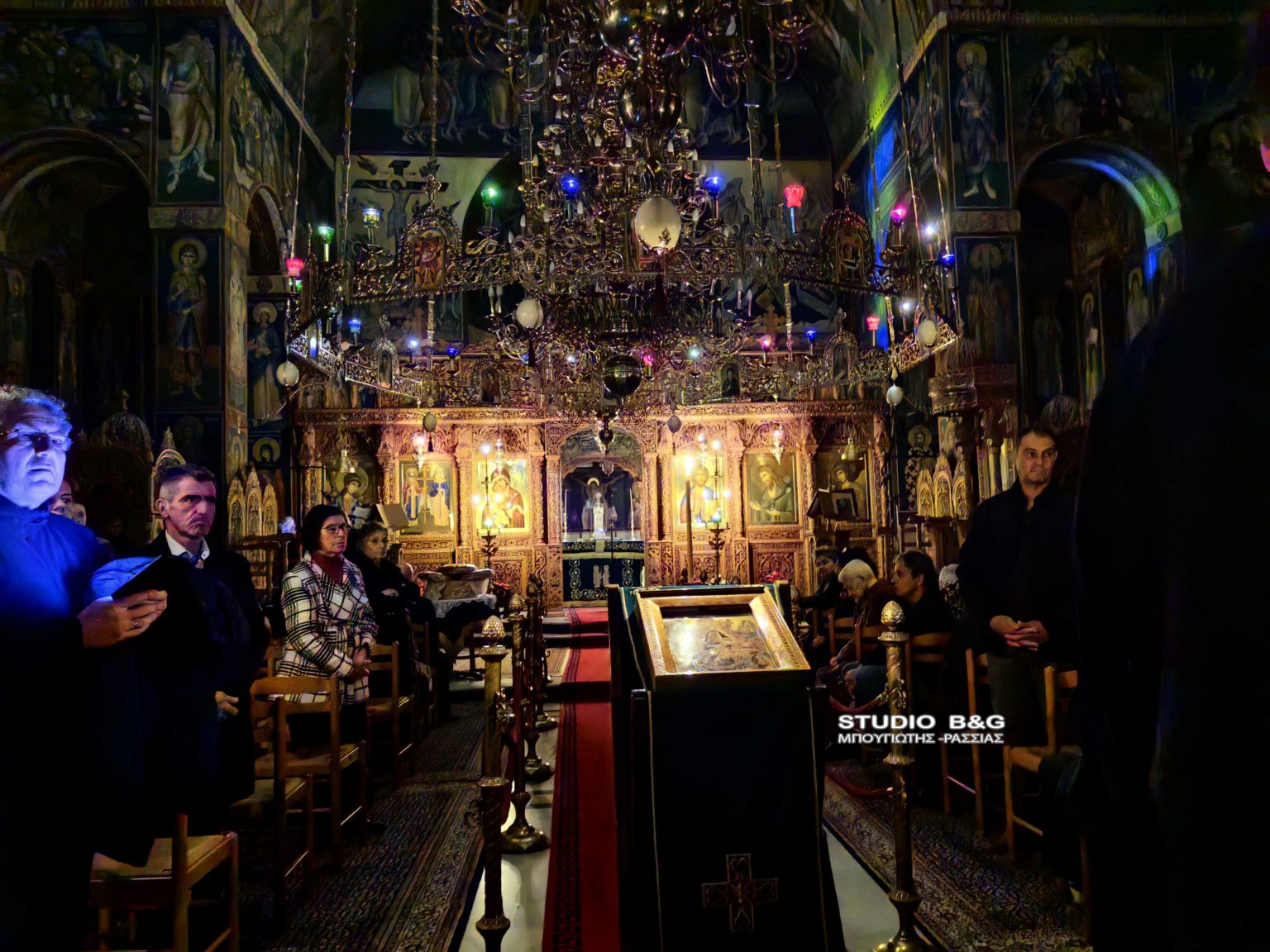 Αγιορειτική Αγρυπνία Χριστουγέννων στον Ιερό Ναό Αγίων Κωνσταντίνου και ...