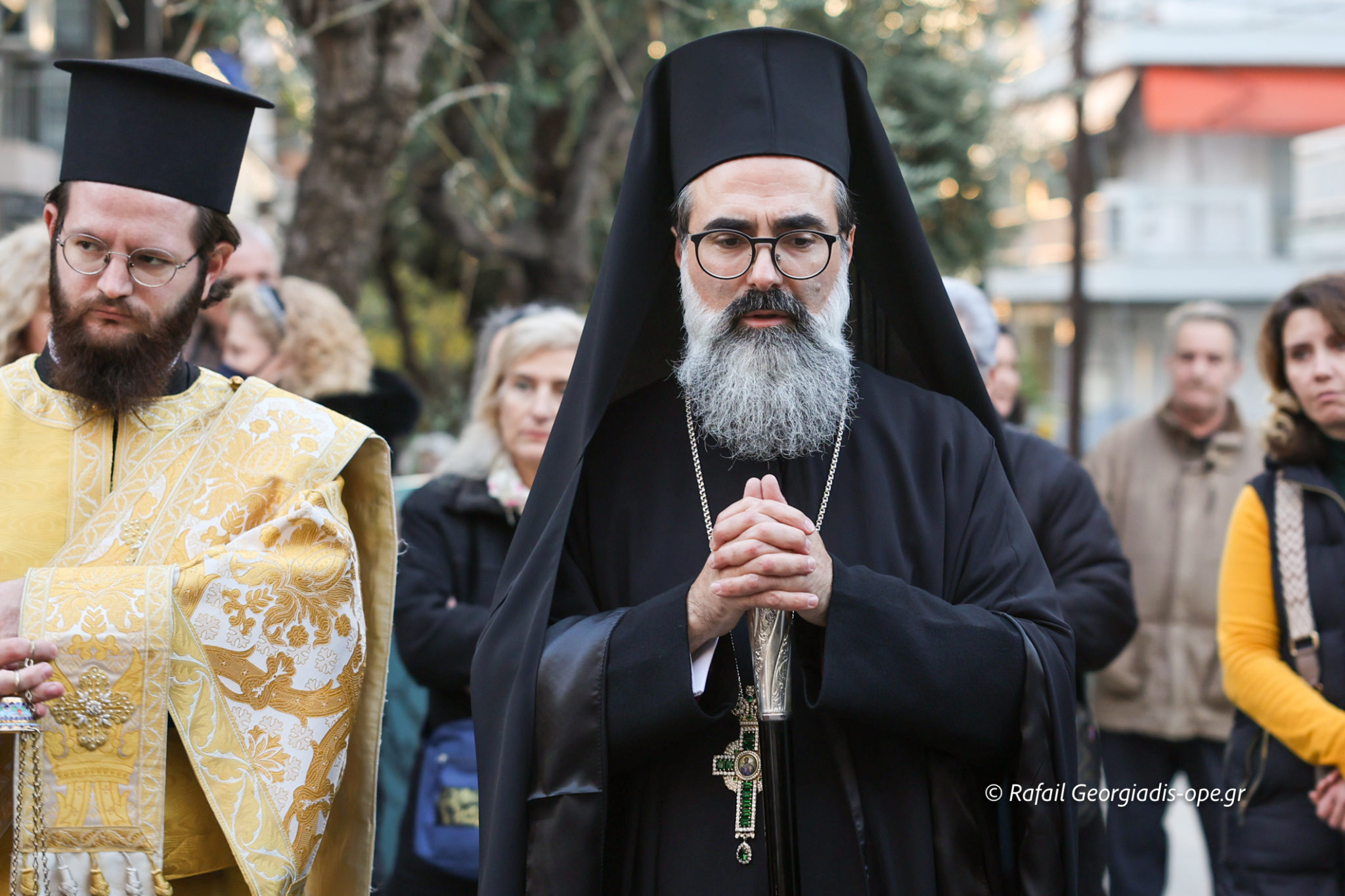 Αρχιερατικός Εσπερινός και Λιτανεία στον πανηγυρίζοντα Ιερό Ναό του ...