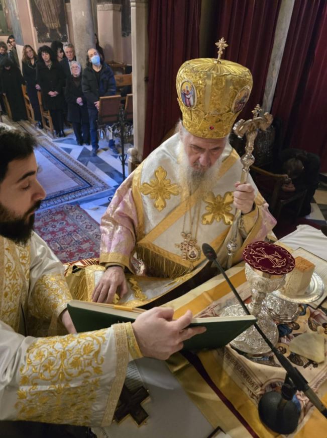 Χειροτονία διακόνου από τον Μητροπολίτη Θαυμακού στην Ιερά Μονή Πετράκη ...
