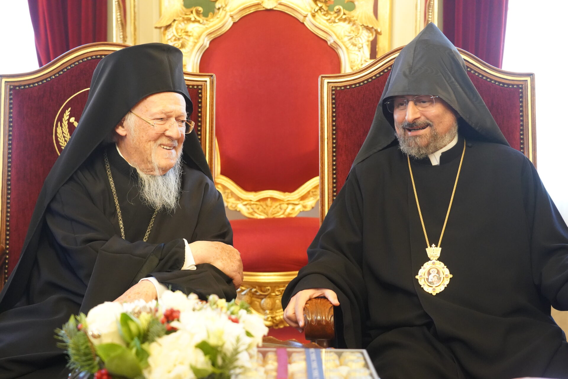 Ευχές του Οικουμενικού Πατριάρχου προς τον Πατριάρχη των εν Τουρκία ...