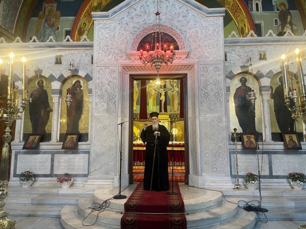 Ο Πειραιάς υποδέχεται την Παναγία Εικοσιφοίνισσα - Πρώτη έξοδος της ...