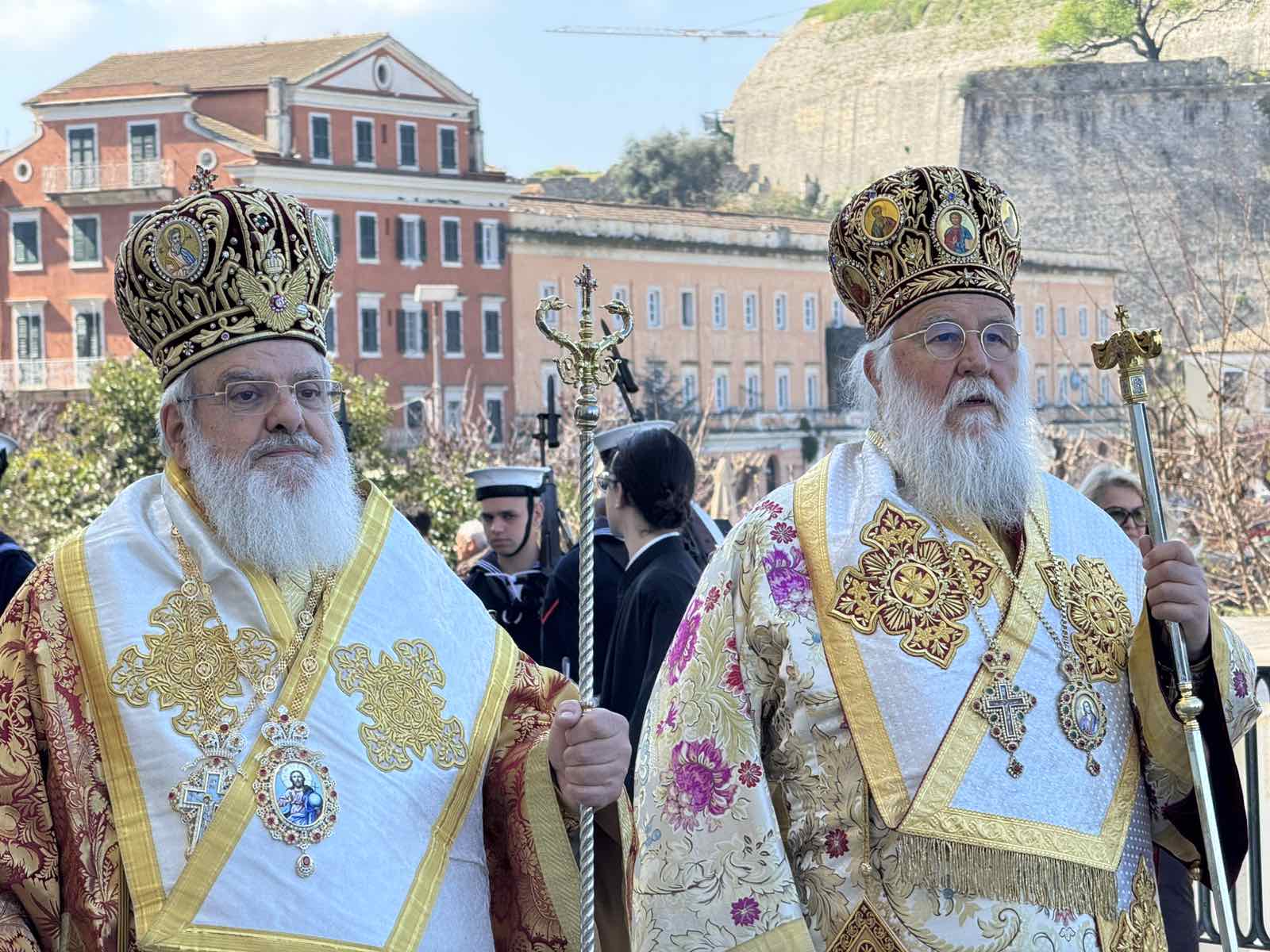 Διαμαρτυρία του Μητροπολίτη Κερκύρας για αντιχριστιανική έκθεση στην ...