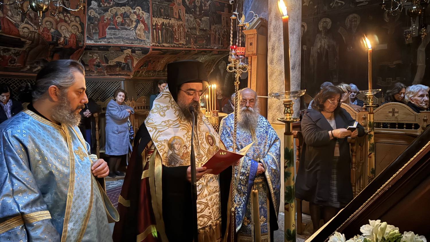 Οι Γ’ Χαιρετισμοί στην Ιερά Μονή Γενεθλίου της Θεοτόκου Κλεισούρας ...