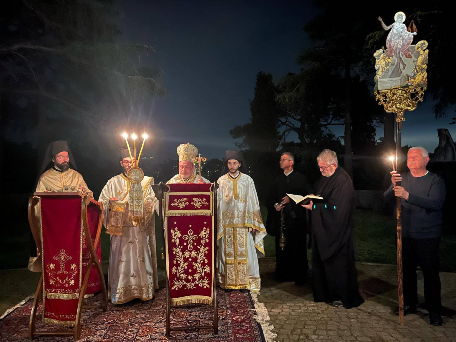 Η Ανάσταση του Κυρίου στην Θεολογική Σχολή της Χάλκης - Ορθοδοξία News ...