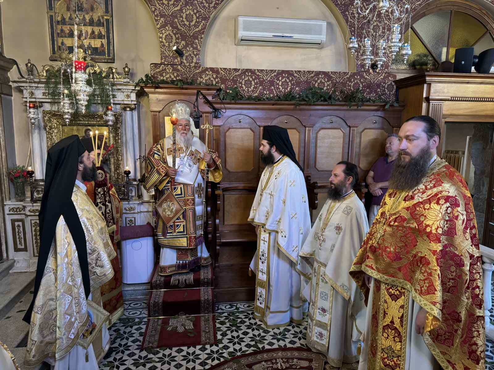 Κερκύρας Νεκτάριος: Το βίωμα της αναστάσεως έζησε στην καρδιά του ο ...
