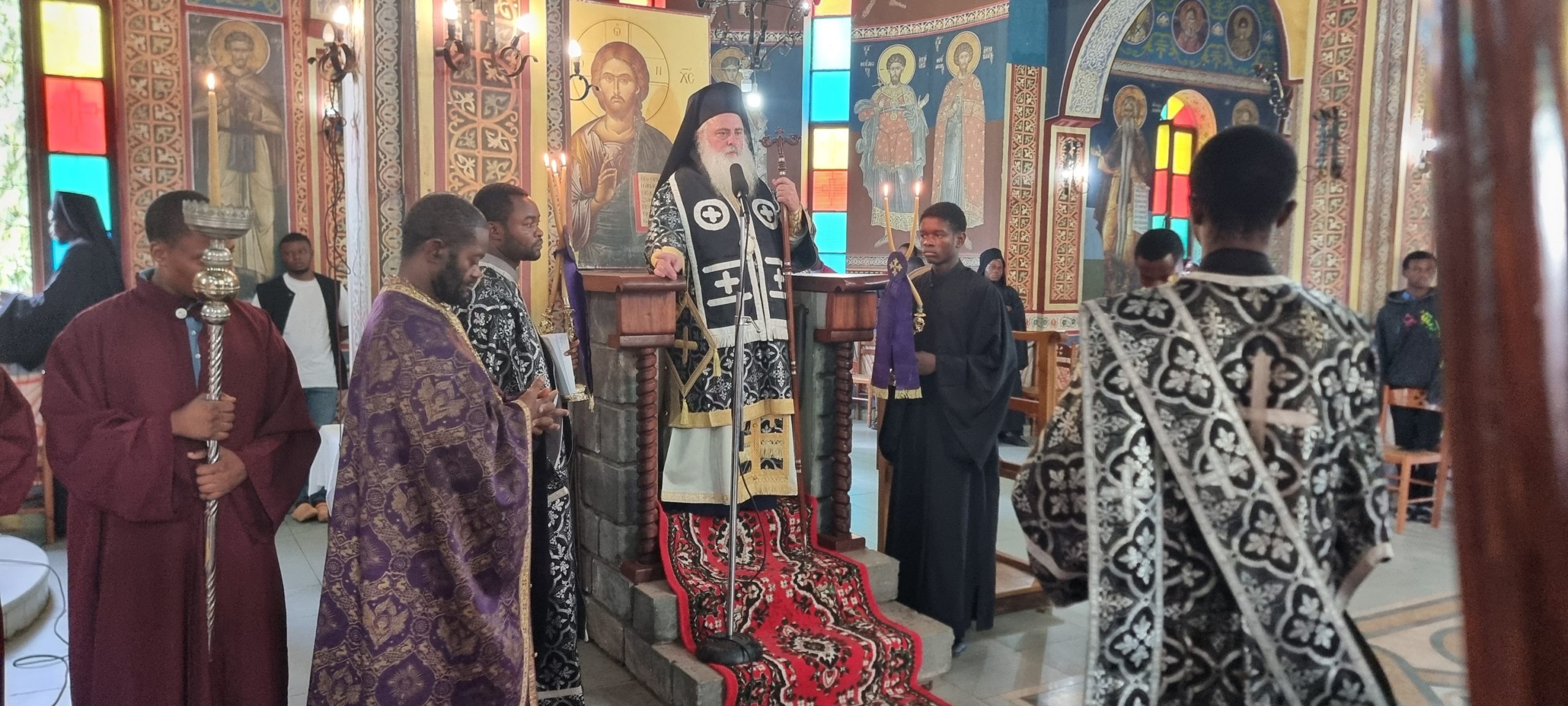 Προηγιασμένη Θεία Λειτουργία στην Θεολογική Σχολή της Κινσάσα ...