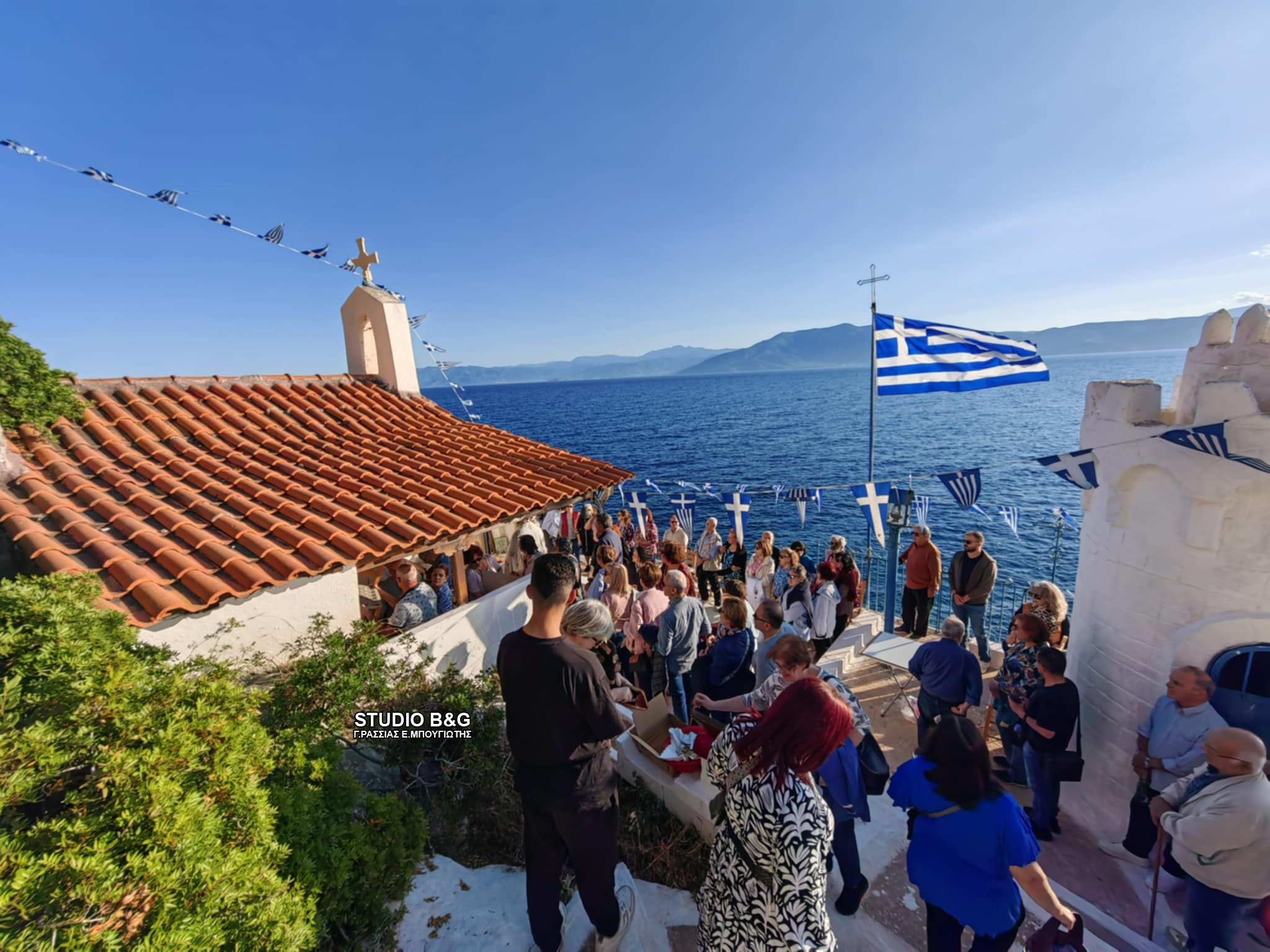 Εσπερινός Αγίου Νικολάου του Κρασόκτιστου στην παραλία της Καραθώνας ...