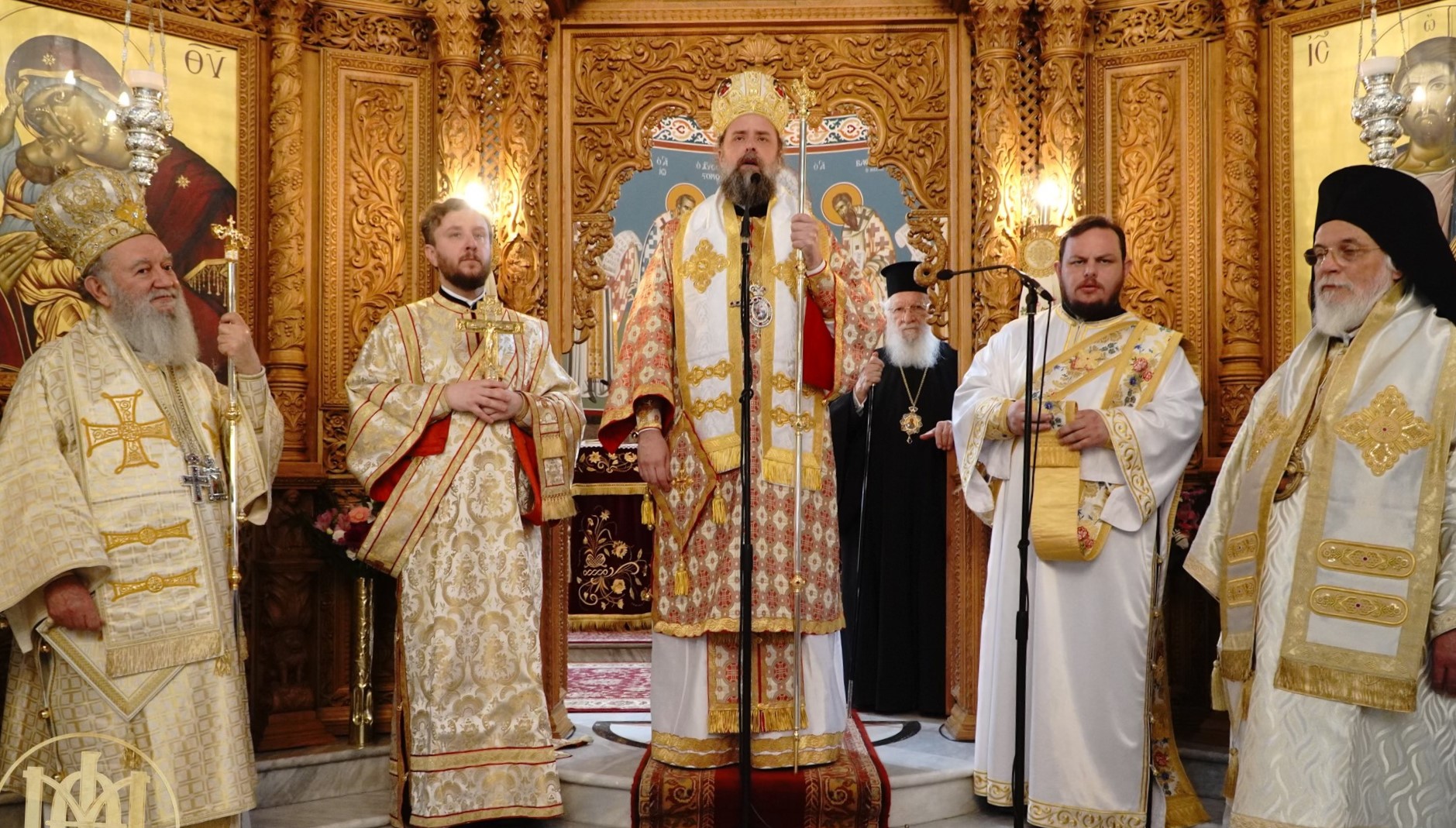 Αρχιερατικό συλλείτουργο στη πανήγυρη του Αγίου Χριστοφόρου στη ...