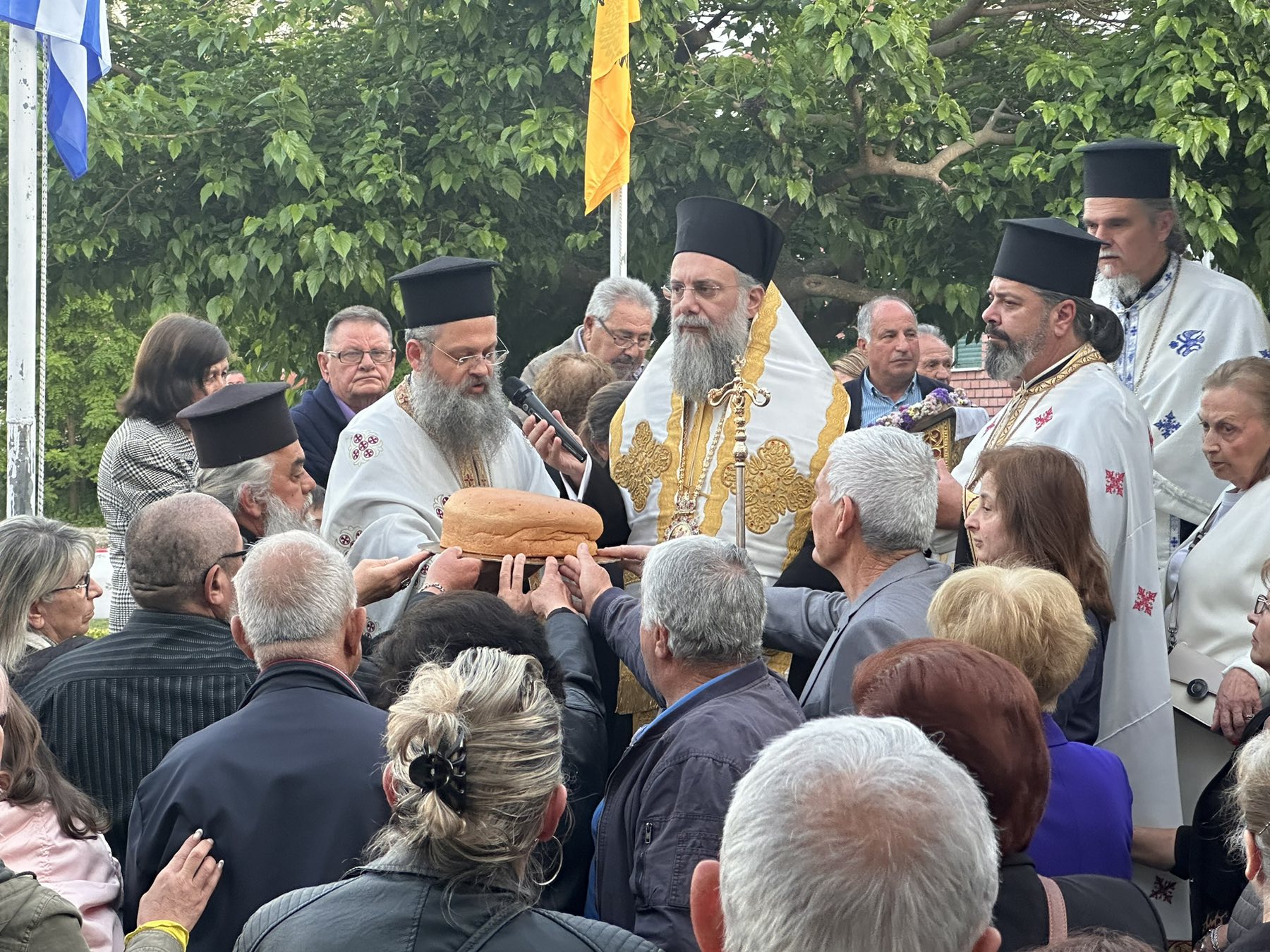 Πανηγυρικός Εσπερινός στον Ιερό Ναό Αγίου Αθανασίου Ράξας Τρικάλων ...