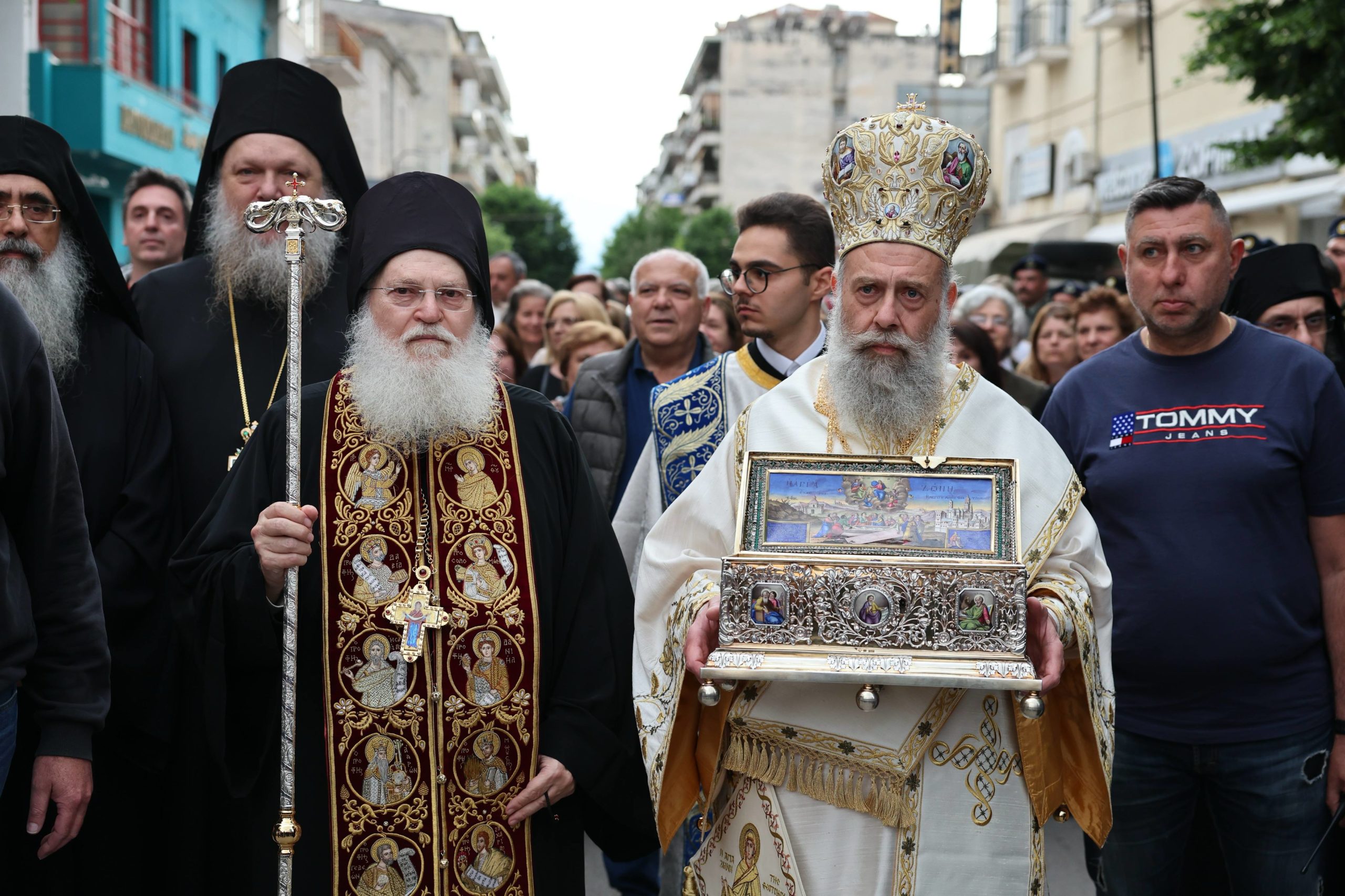 Η υποδοχή της Αγίας Ζώνης στην Καρδίτσα (ΦΩΤΟ & BINTEO) - Ορθοδοξία ...