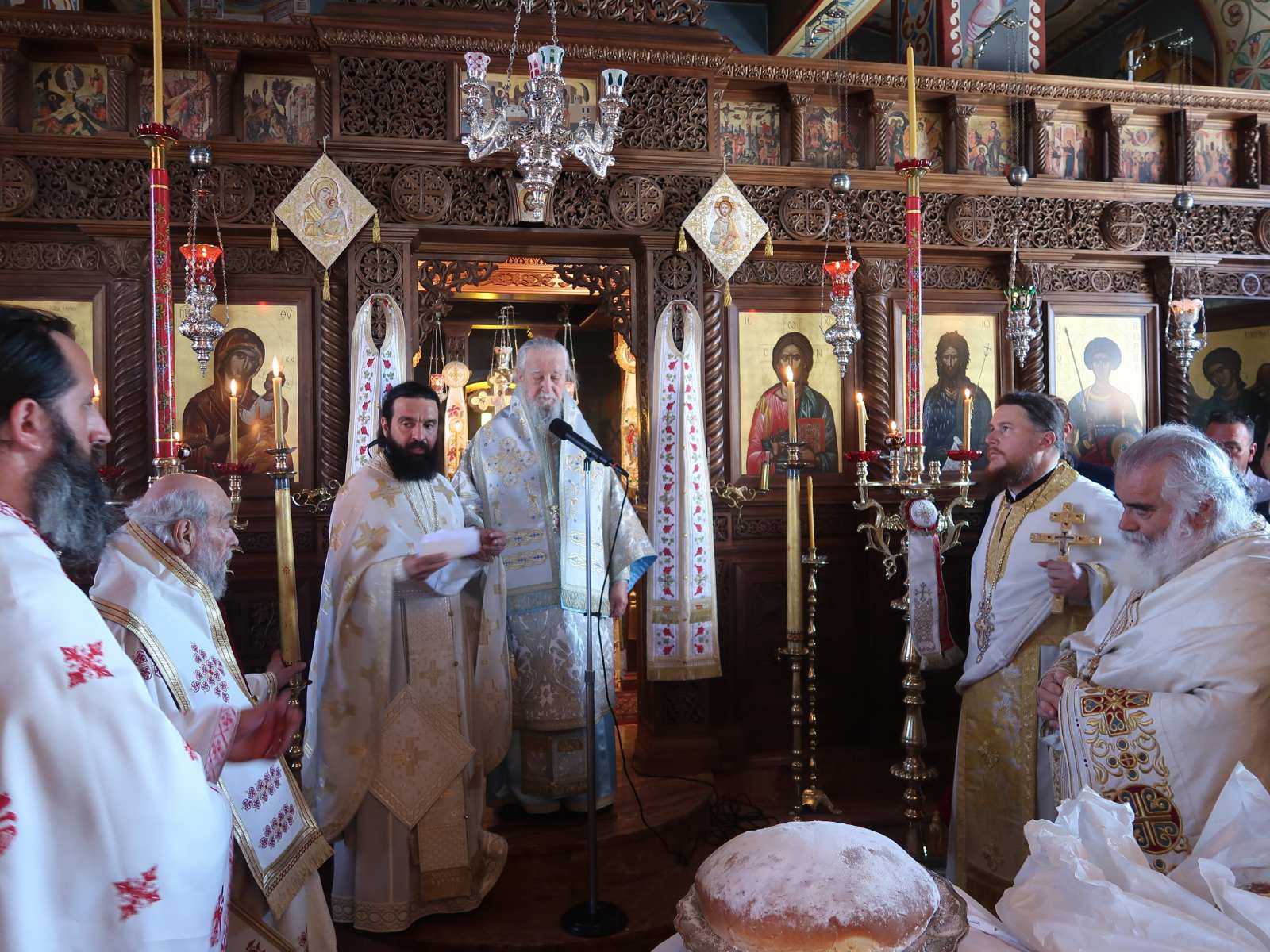 Η πανήγυρη του Ιερού Ναού Αγίων Κωνσταντίνου και Ελένης στα Νέα Στύρα ...