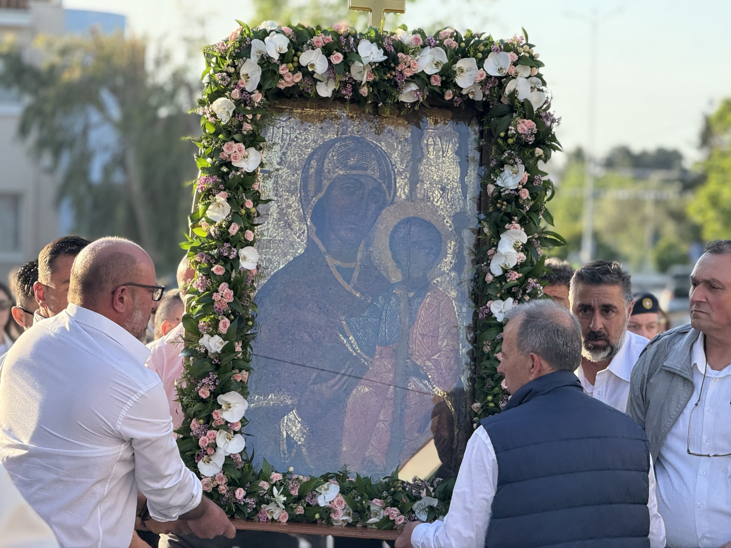 Υποδοχή της Θαυματουργού Ιεράς Εικόνας της Παναγίας Φανερωμένης στη Νέα ...