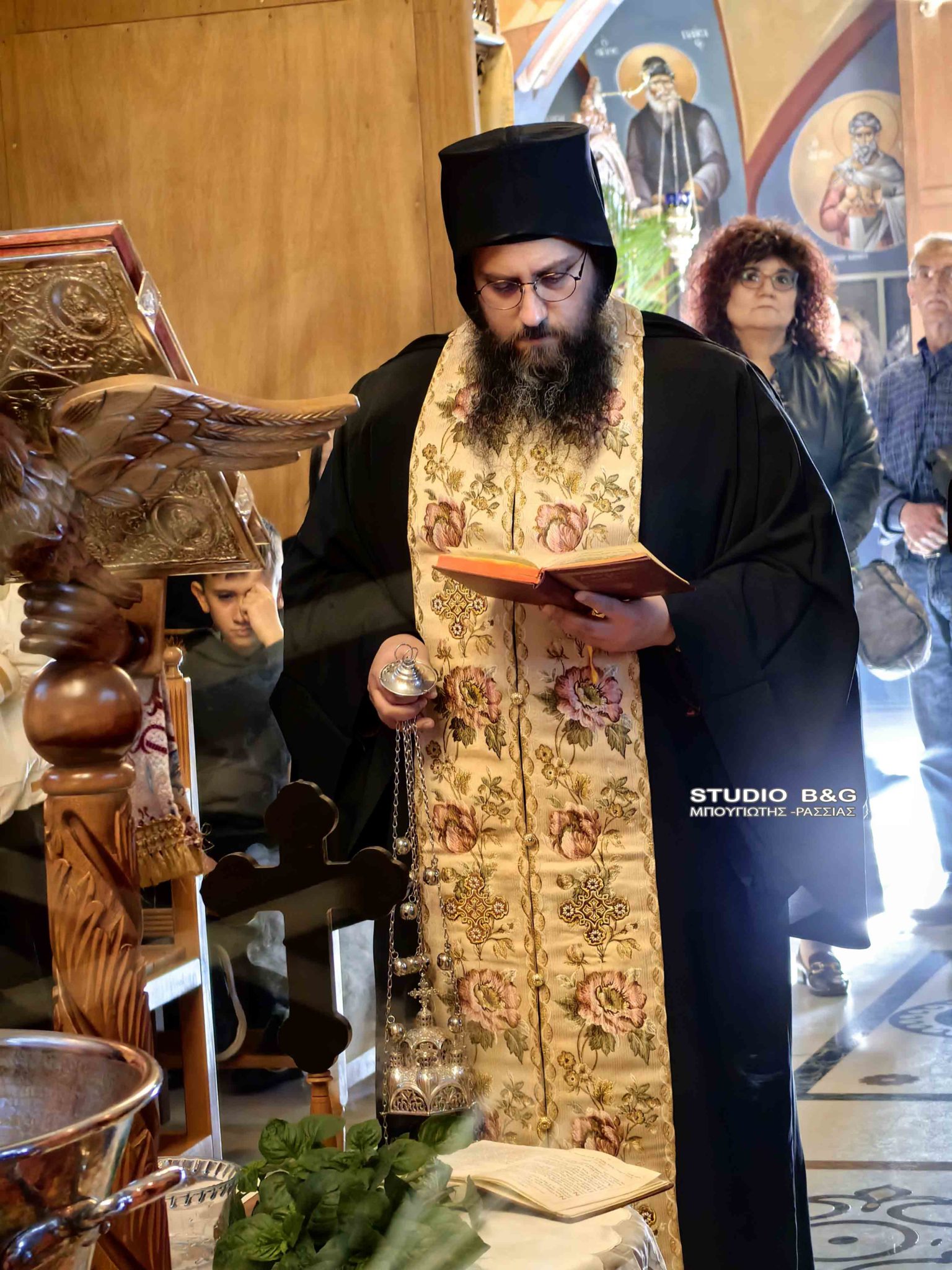 Ομιλία Ιερομονάχου Γενναδίου Βατοπαδινού στο Κιβέρι για τον Τίμιο ...