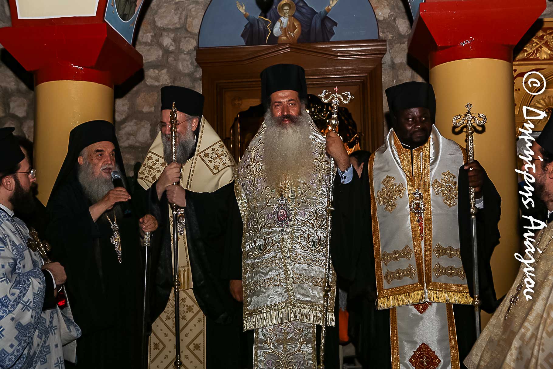 Λαοθάλασσα στην Ι.Μ. Παναγίας Ξυνιάδος - Ορθοδοξία News Agency