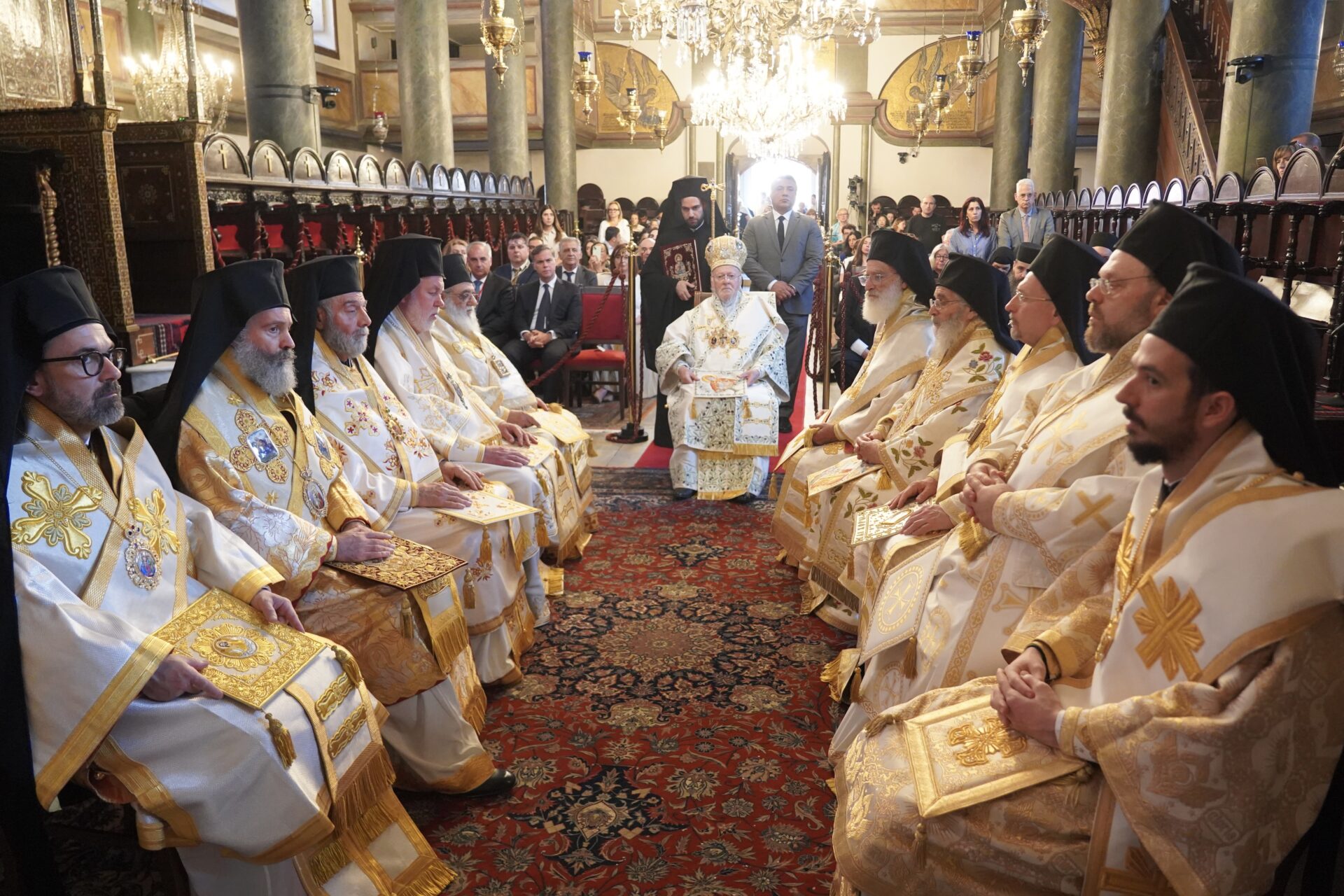 Πατριαρχική και Συνοδική Θεία Λειτουργία στο Φανάρι για την Α ...