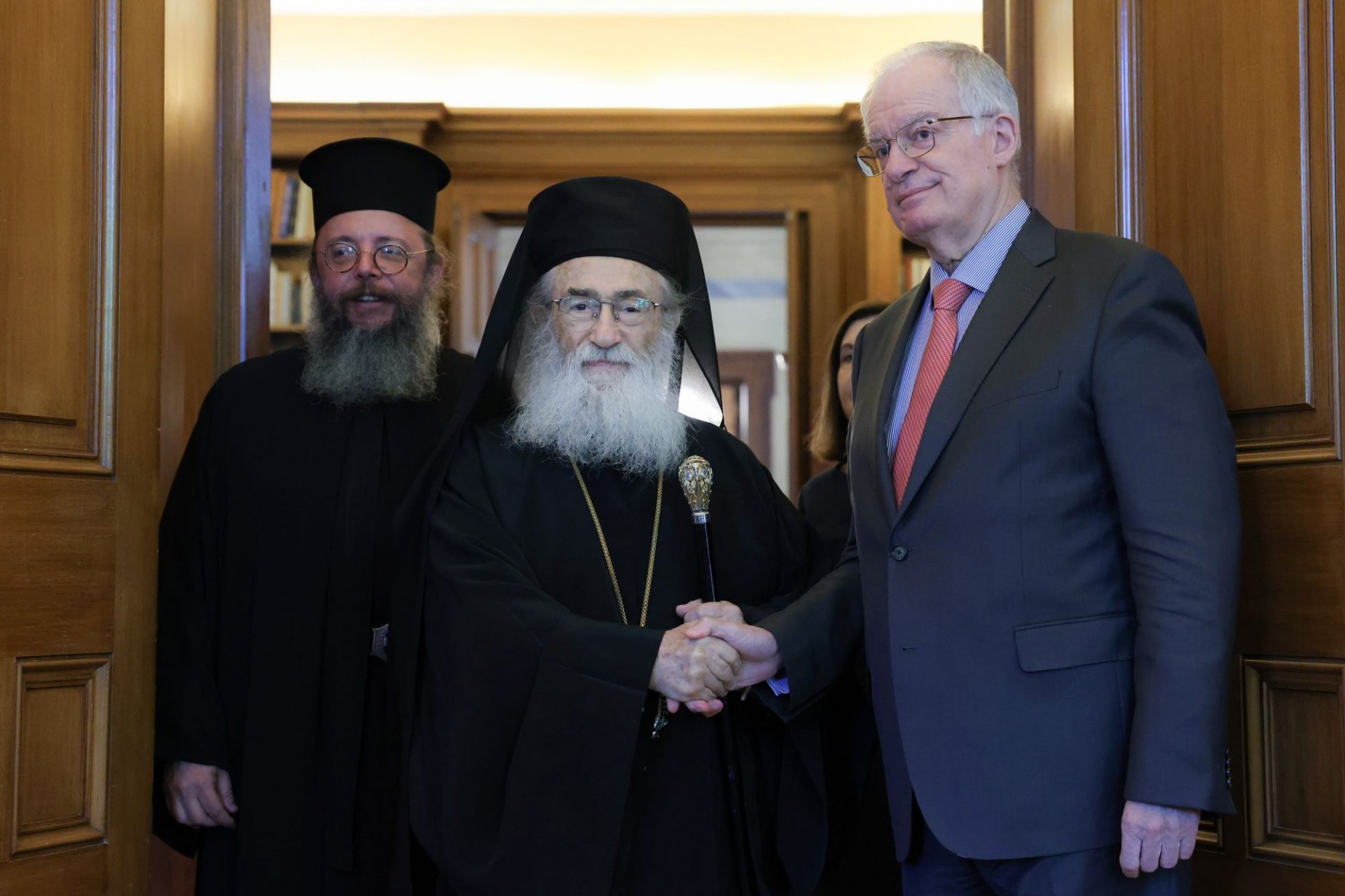 Στο Προεδρικό Μέγαρο ο Αρχιεπίσκοπος Σιναίου Δαμιανός - Πρόσκληση στον ...