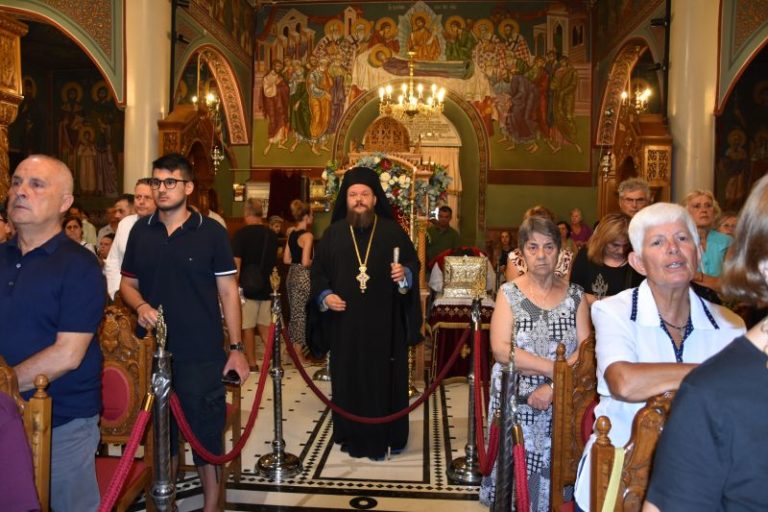 Η Χαλκίδα εόρτασε τη μνήμη της Πολιούχου Αγίας Παρασκευής - Ορθοδοξία ...