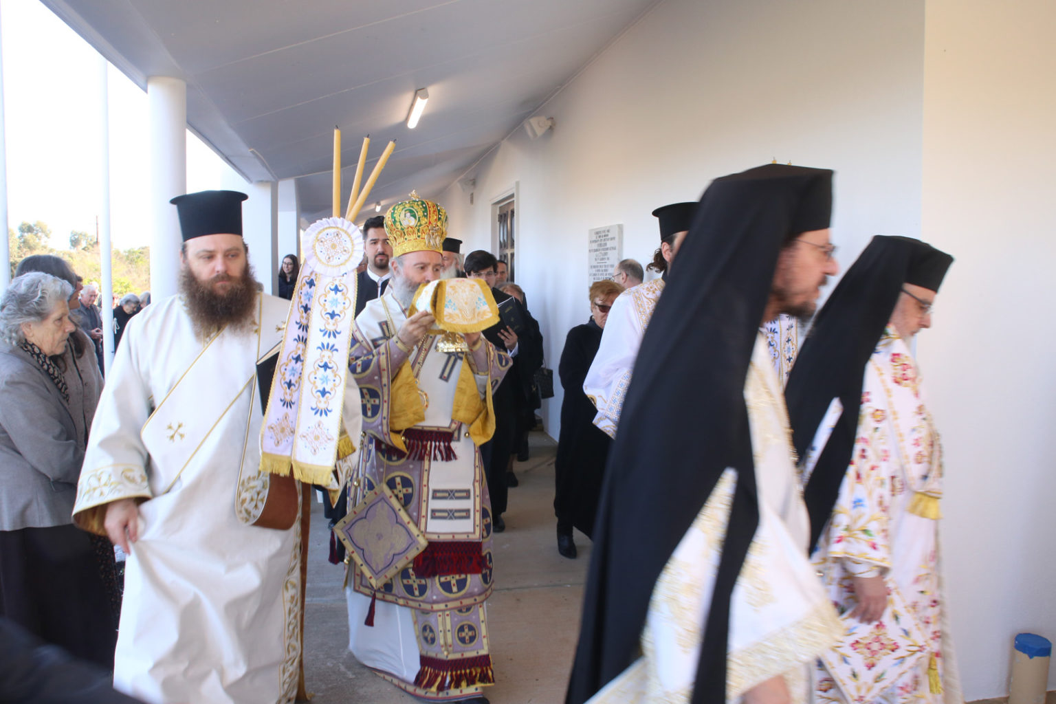 Ο Αρχιεπίσκοπος Αυστραλίας Μακάριος εγκαινίασε τον Ι. Ναό Αγίου Ανδρέου ...