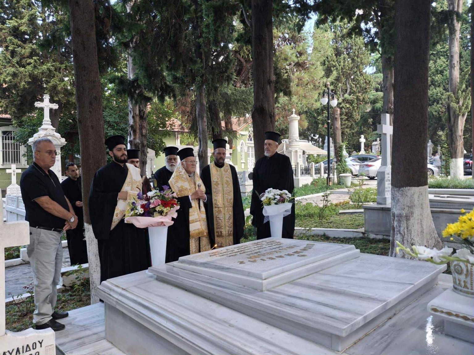 Τρισάγιο για τον μακαριστό Μητροπολίτη Νικομηδείας Ιωακείμ τέλεσε ο ...