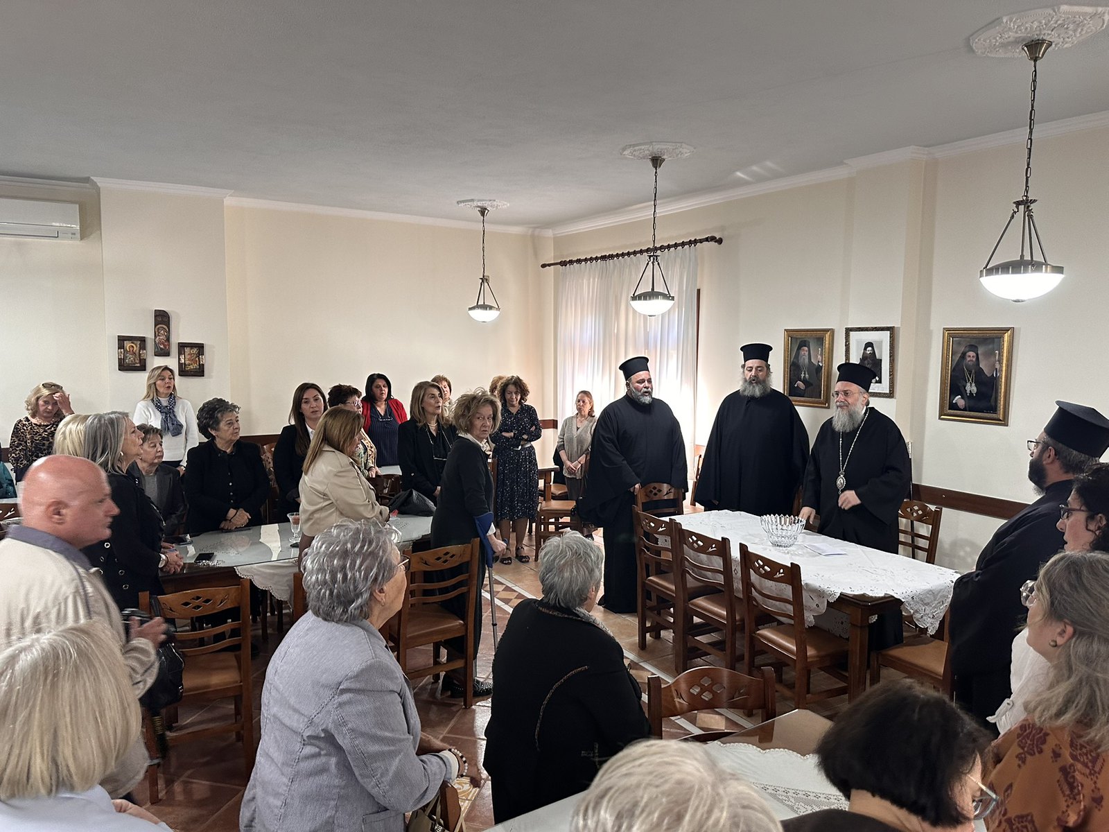 Ο Μητροπολίτης Τρίκκης στη σύναξη εθελοντριών Ενιαίου Συσσιτίου «Άγιος ...