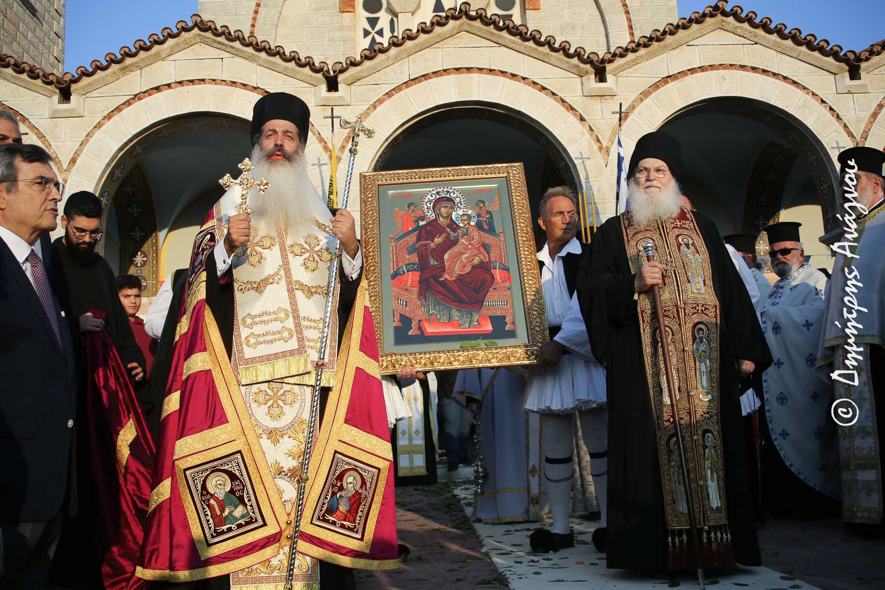 Η Μαλεσίνα υποδέχθηκε την Ιερά Εικόνα της Παναγίας Παντανάσσης από την ...