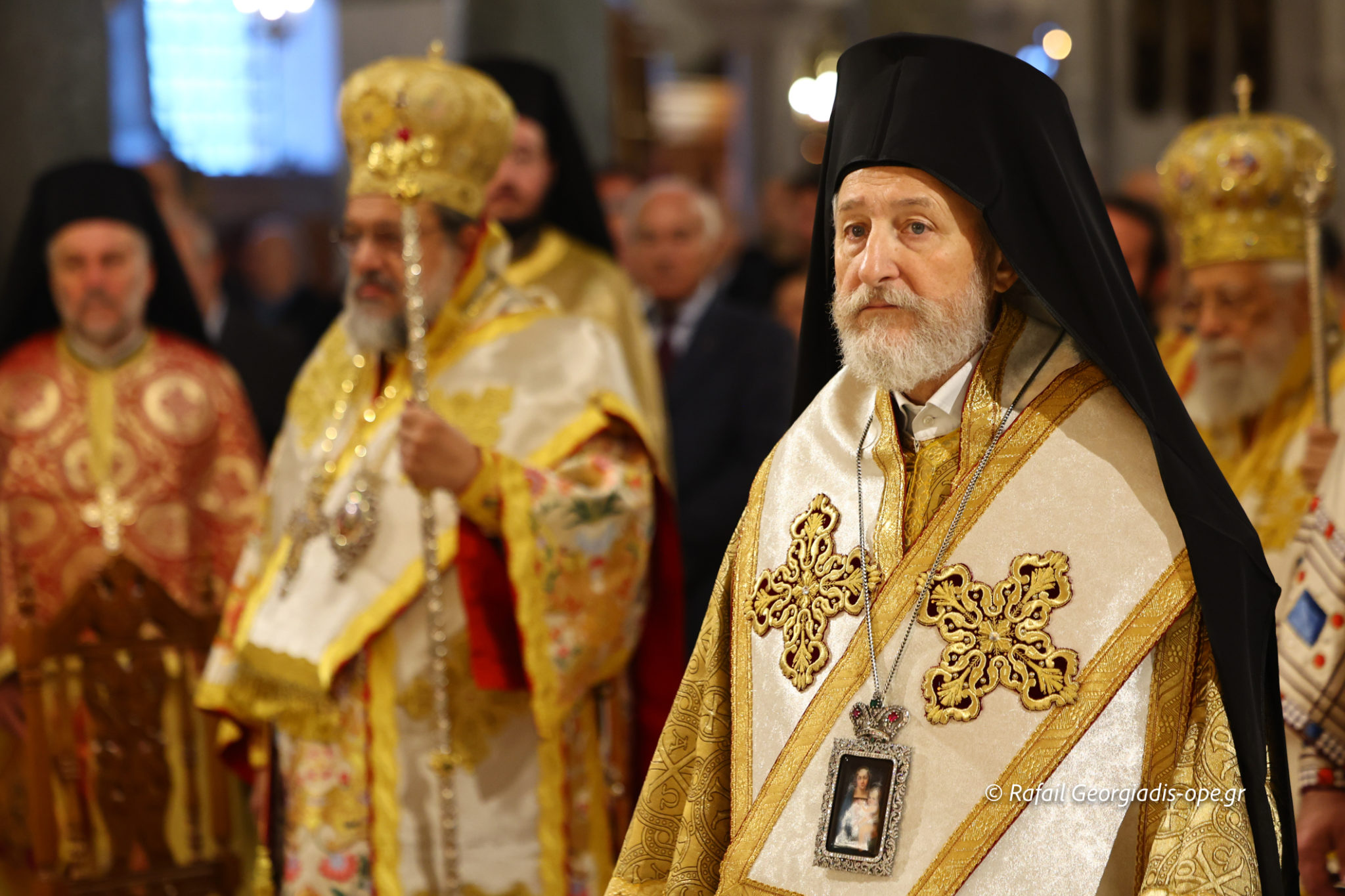 Πολυαρχιερατικό συλλείτουργο στον Άγιο Δημήτριο Θεσσαλονίκης (ΦΩΤΟ ...