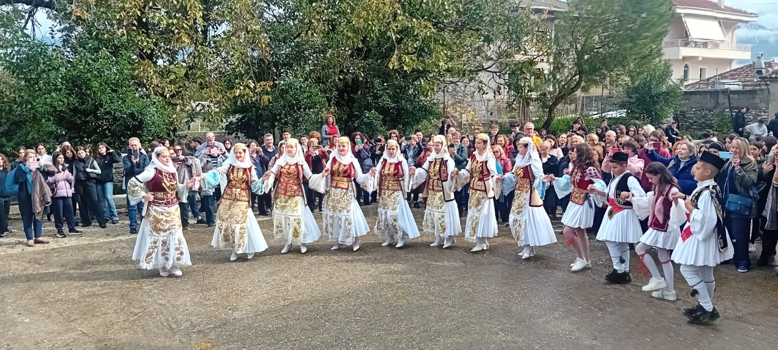 Μεγάλη εκπαιδευτική δράση σε Αργυρόκαστρο, Δερβιτσάνη και Βουλιαράτες ...