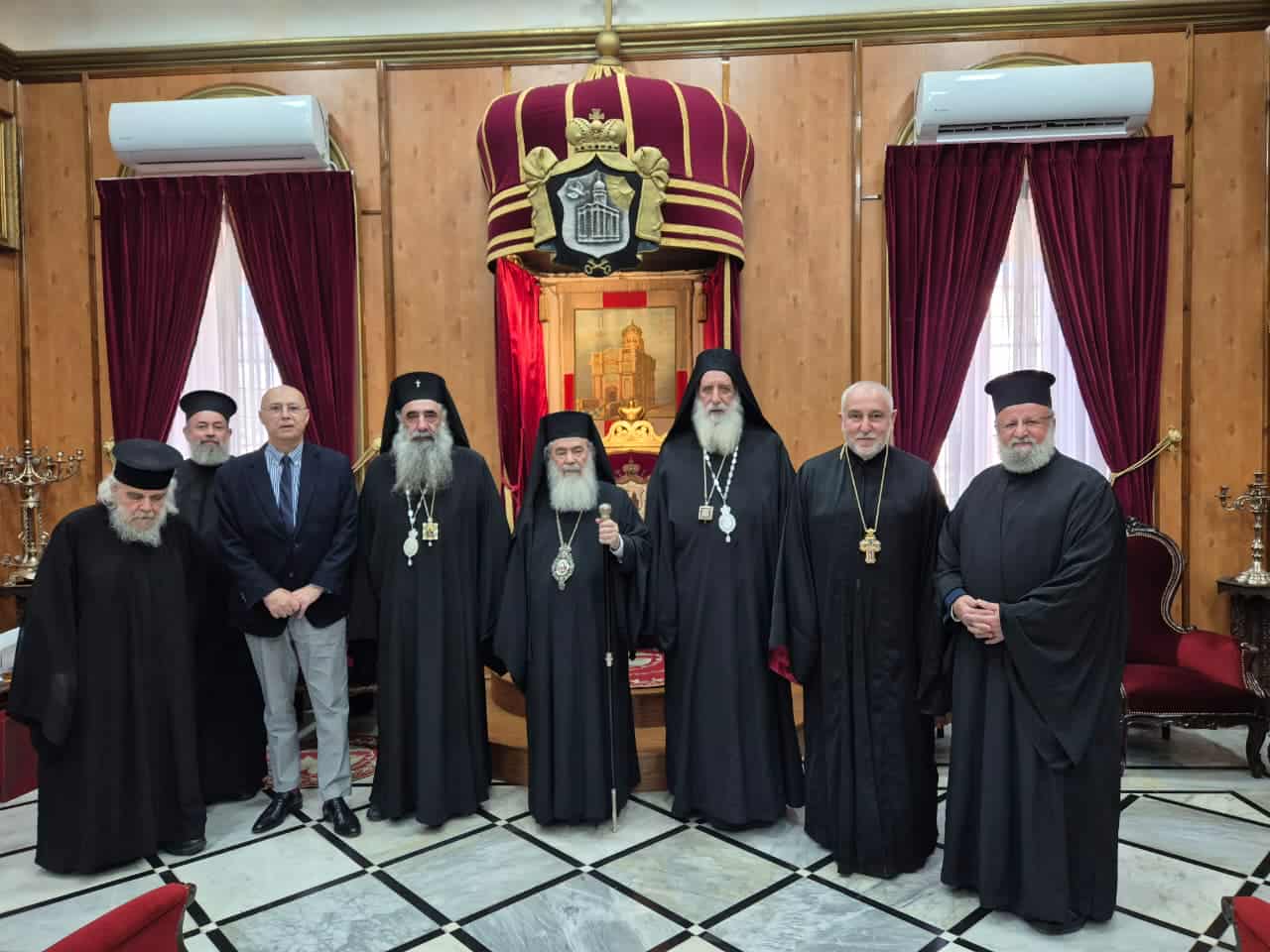 Αντιπροσωπεία του Πατριαρχείου Γεωργίας στον Πατριάρχη Ιεροσολύμων ...