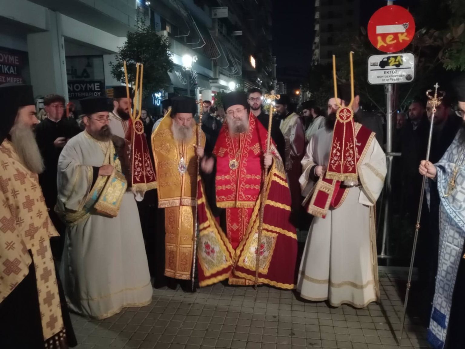Η Πάτρα υποδέχθηκε την Ιερά Εικόνα της Παναγίας Εσφαγμένης από την Ιερά ...
