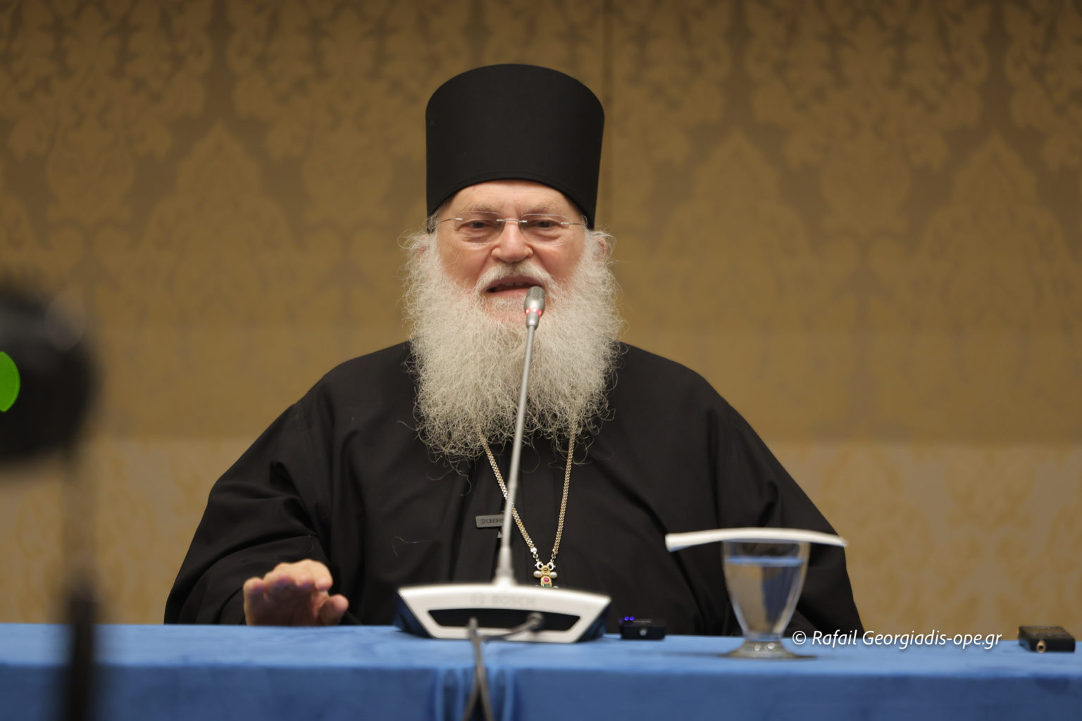 Ομιλία Γέροντος Εφραίμ Βατοπαιδινού για τον μοναχισμό σε σύναξη ιερέων ...