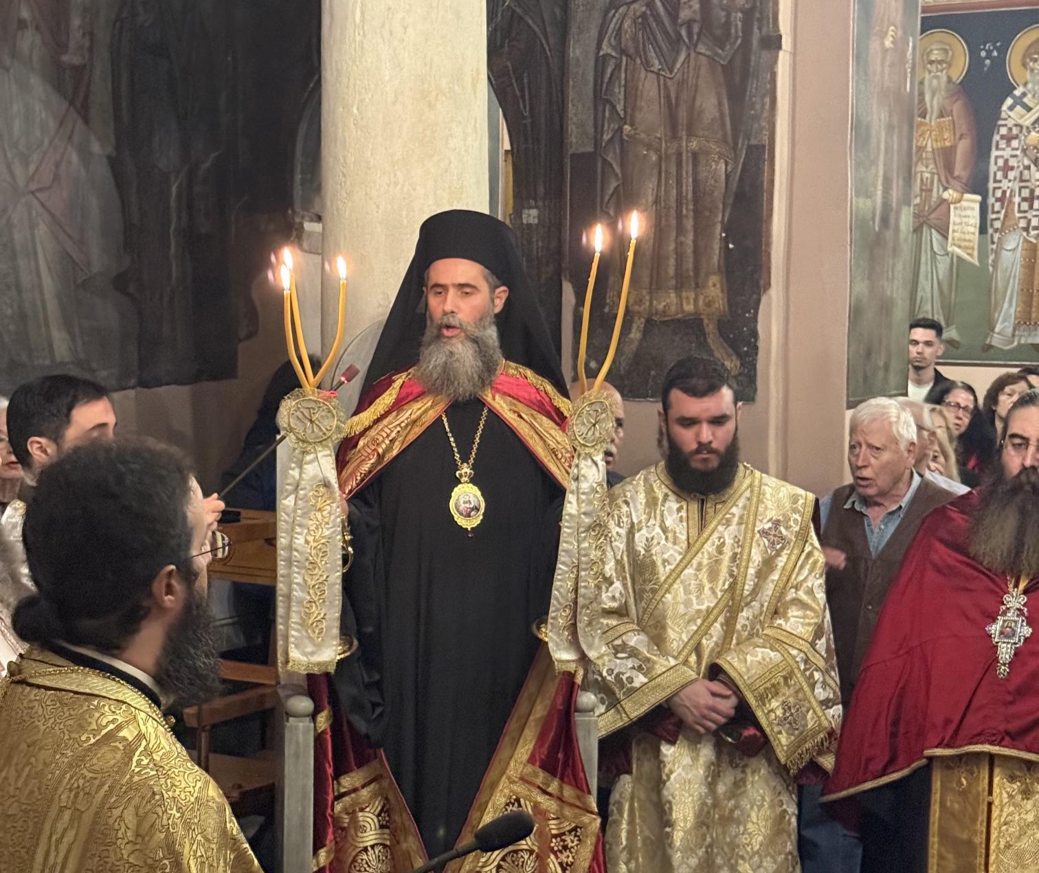 Πανηγυρικός Εσπερινός Παμμεγίστων Ταξιαρχών στην Ι.Μ. Ασωμάτων Πετράκη ...