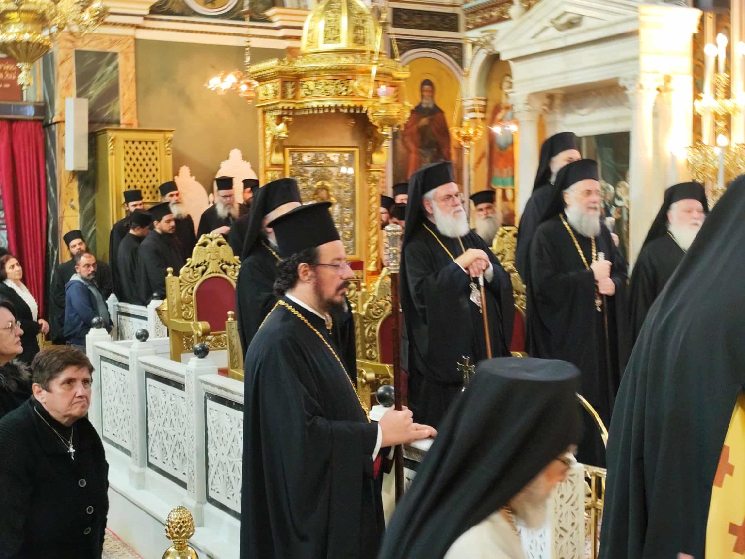 Ευλαβική πολυαρχιερατική προσευχή για τον Αγιομάρτυρα Σεραφείμ ...