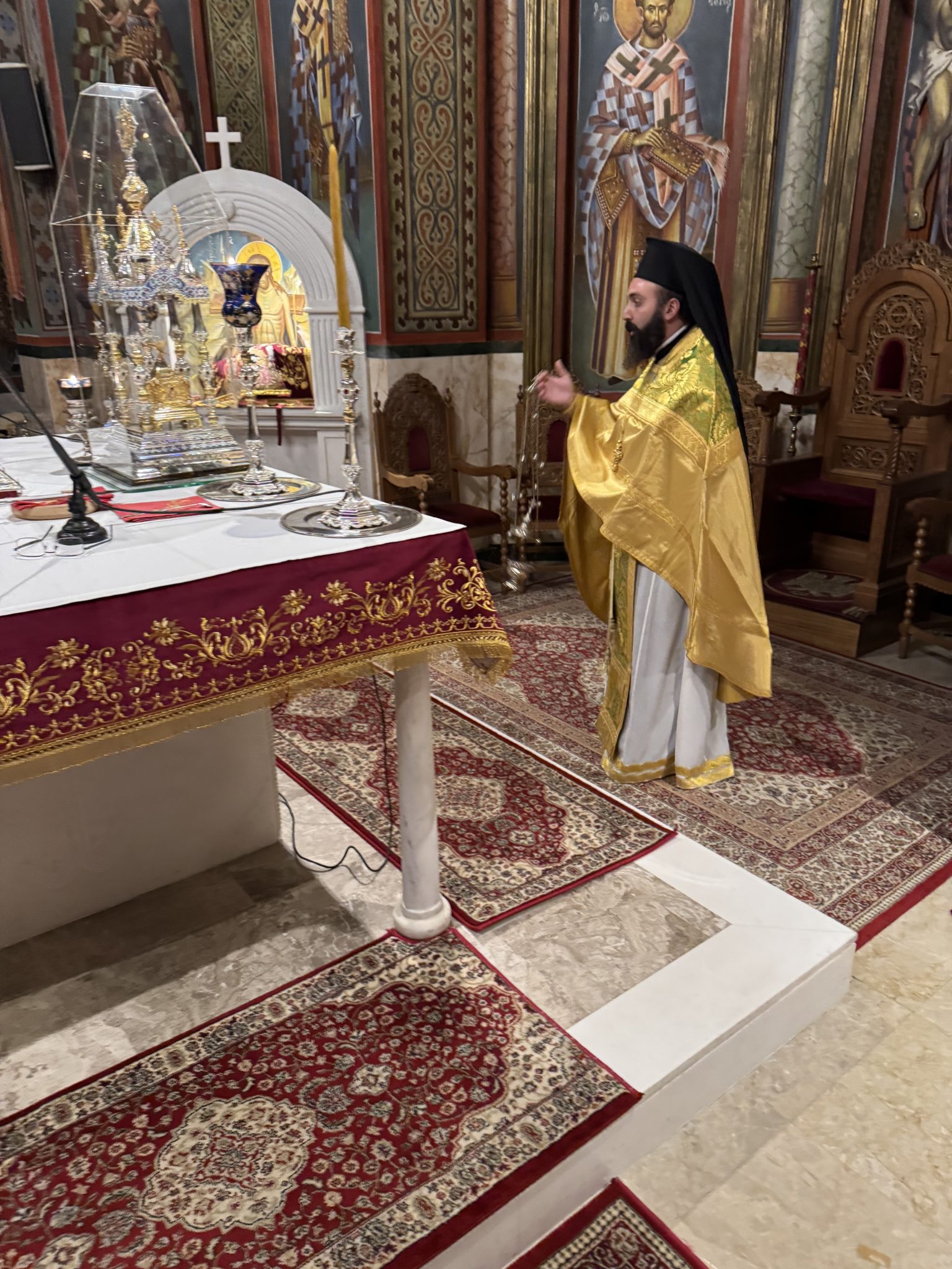 Αρχιμανδρίτης π. Νεκτάριος Δαρδανός: Ο Όσιος Πορφύριος είναι μια ...