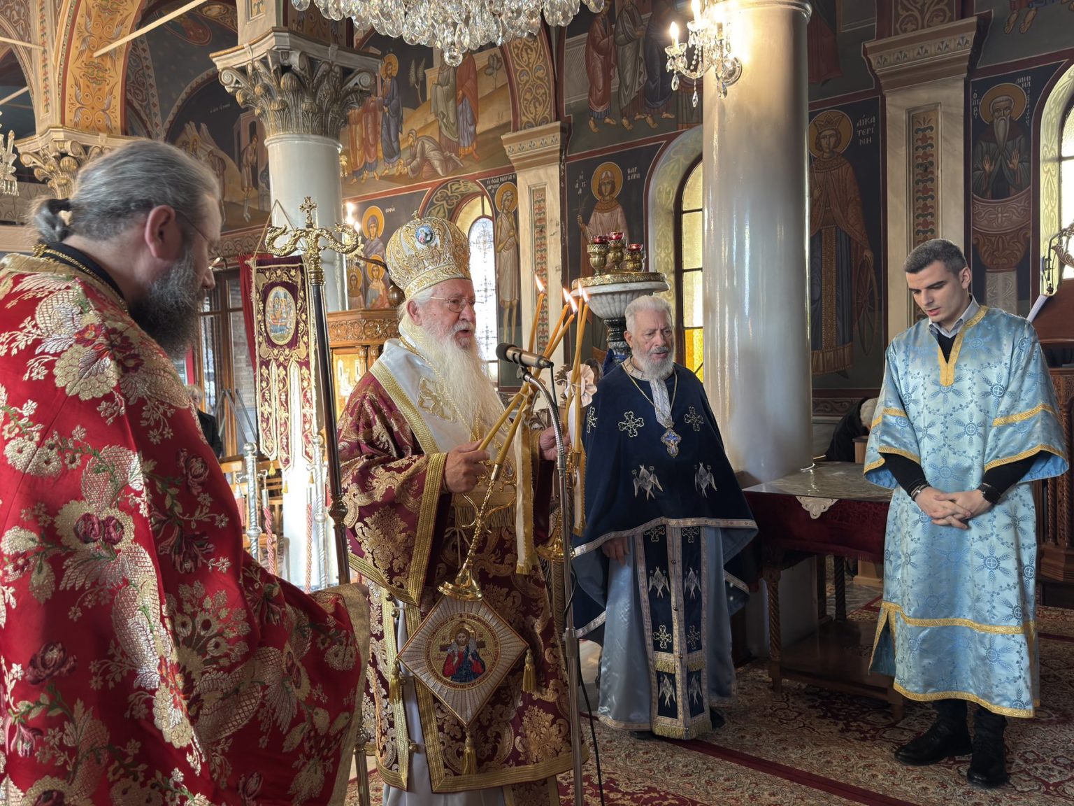 Θεία Λειτουργία και τη Δοξολογία για το νέο έτος στην Ιερά Μητρόπολη ...