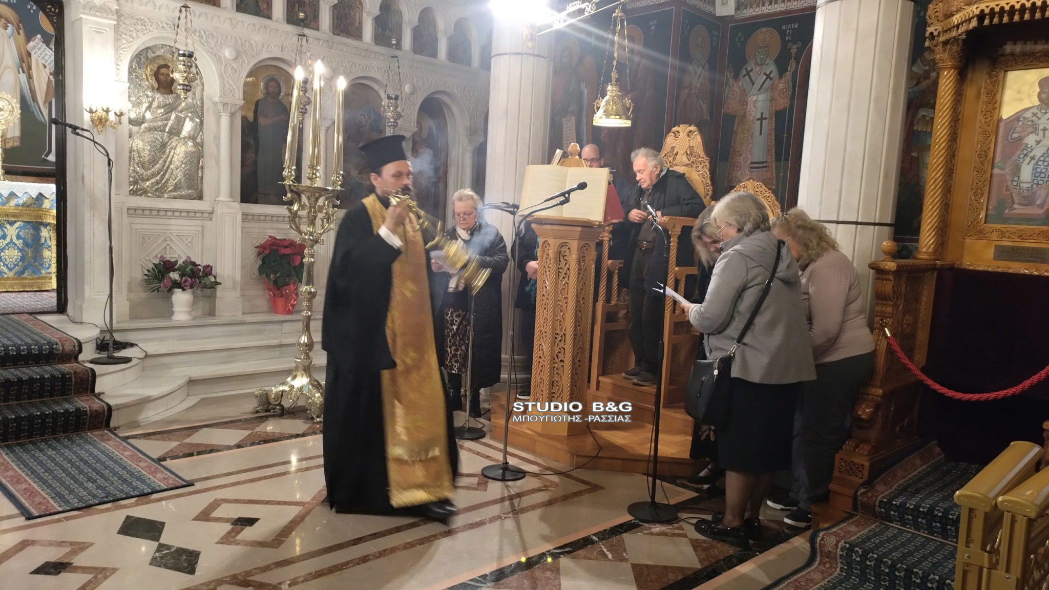 Δυο ενορίες σε ιερή παράκληση και κοπή βασιλόπιτας στην Ευαγγελίστρια ...