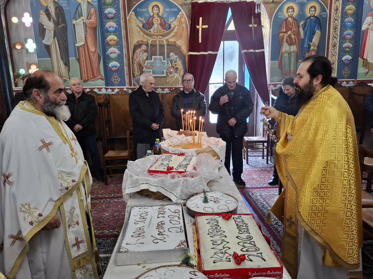 Πρωτοχρονιάτικη Θεία Λειτουργία στην Ιερά Μητρόπολη Καρυστίας και ...