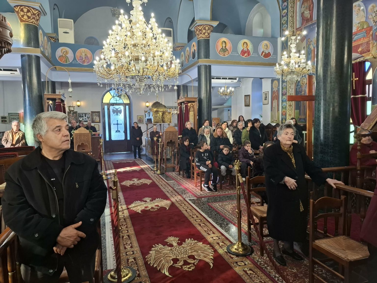 Πρωτοχρονιάτικη Θεία Λειτουργία στην Ιερά Μητρόπολη Καρυστίας και ...
