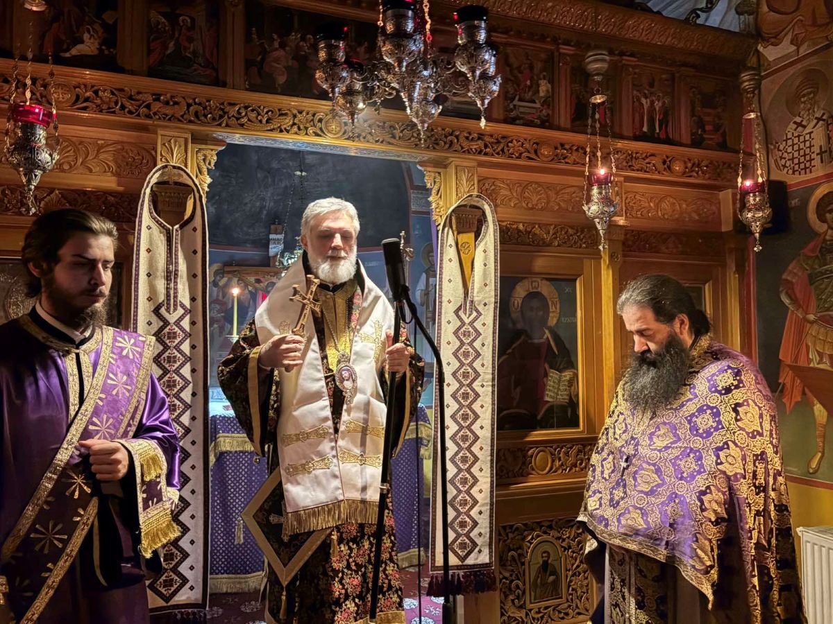 Προηγιασμένη Θεία Λειτουργία στην Ι.Μ. Μακρυμάλλη Ψαχνών - Ορθοδοξία ...